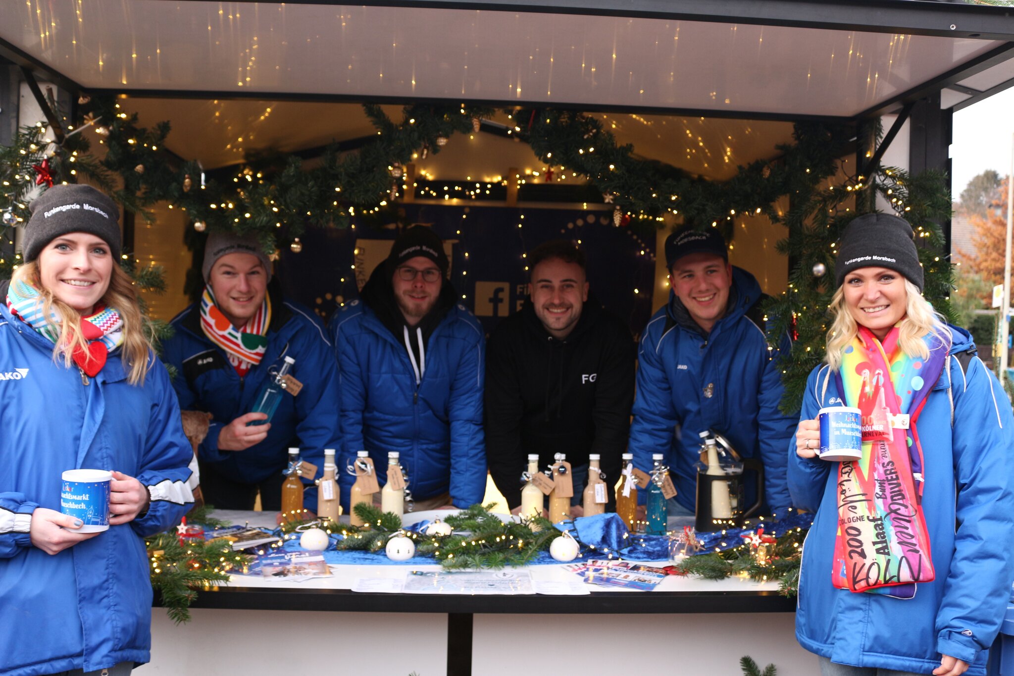 Jecker Weihnachtsmarkt: Jecker Adventszauber lockte nach Mueschbech ...