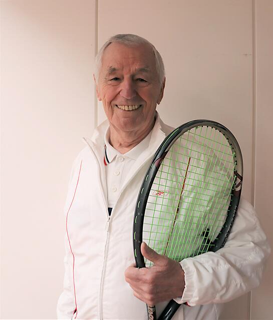 Tennis: Mit 85 Jahren auf Erfolgskurs - Pulheim