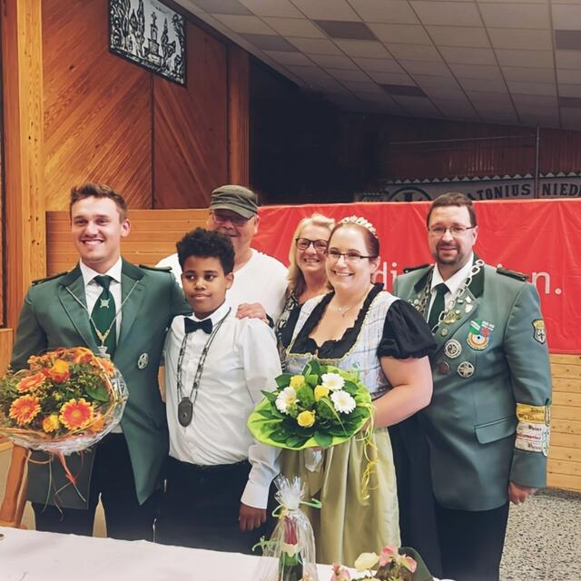 Antoniusschützen Niederpleis: Der neue König ist erst 23 Jahre alt ...