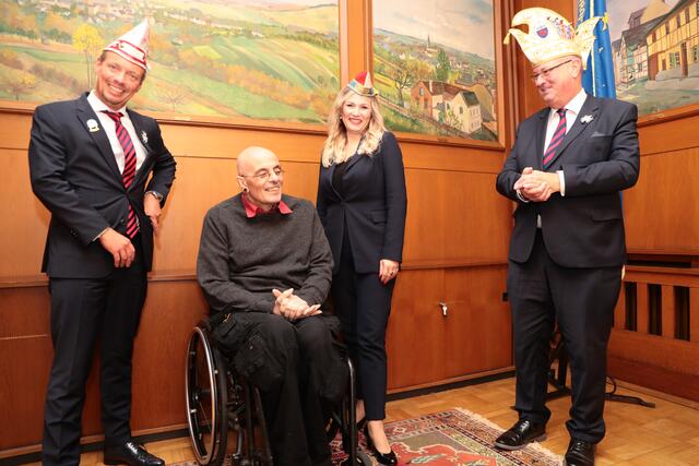 Prinzenpaar im Rathaus: Das Prinzenherz hängt an Duisdorf - Hardtberg