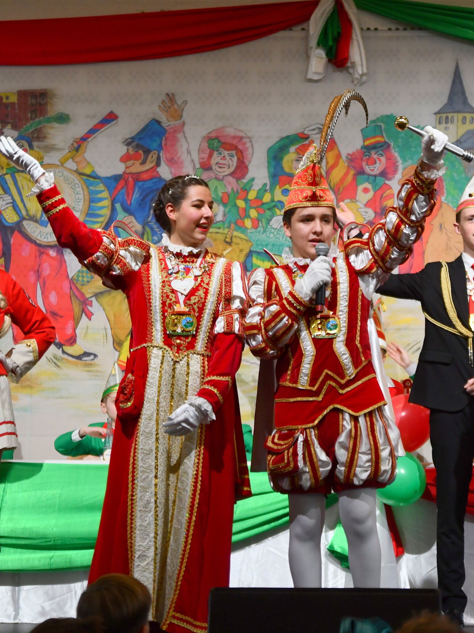 Karnevalsnachwuchs: Auftakt der jecken Kinder - Engelskirchen