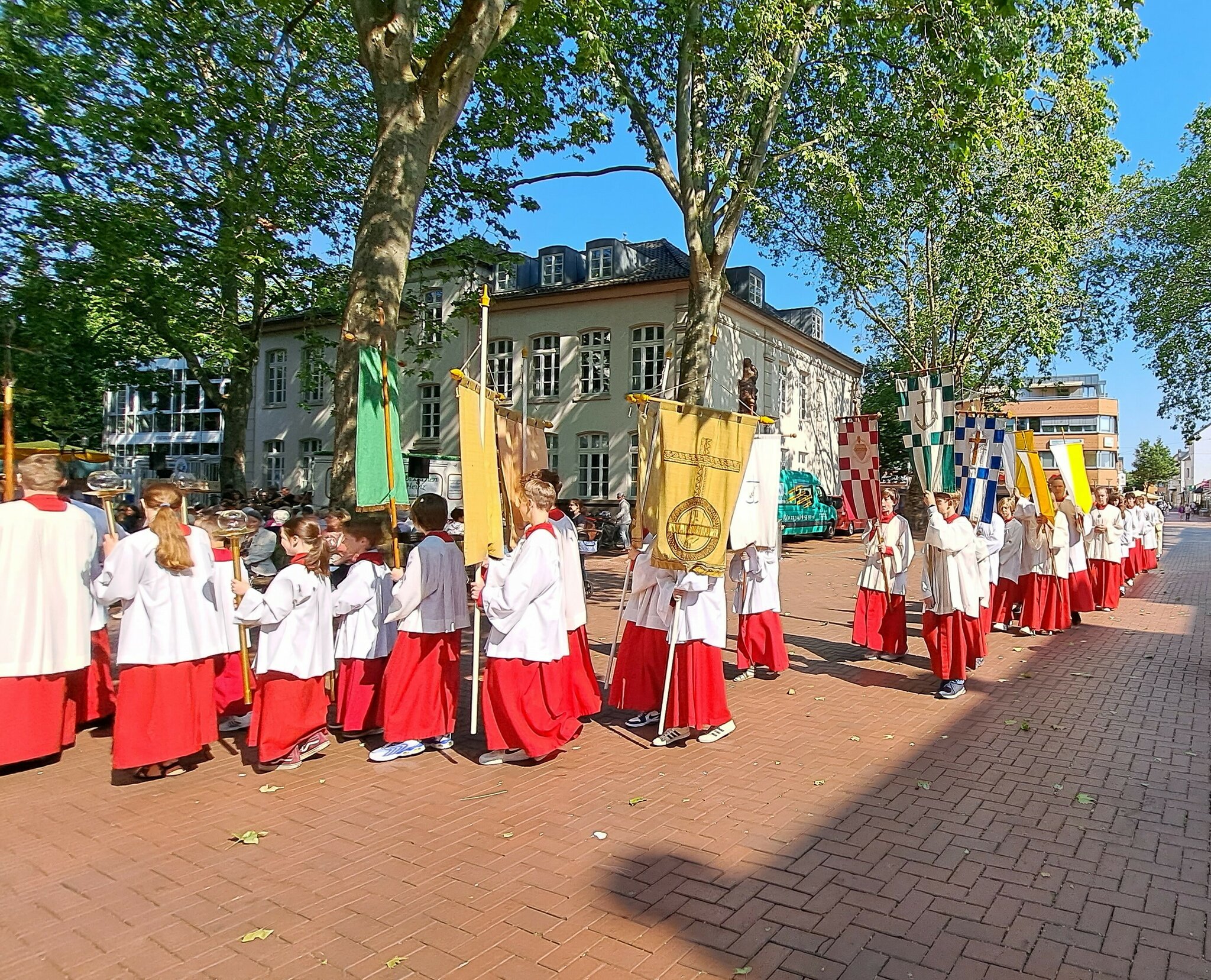 Fronleichnam: Gemeinsam auf dem Weg - Frechen