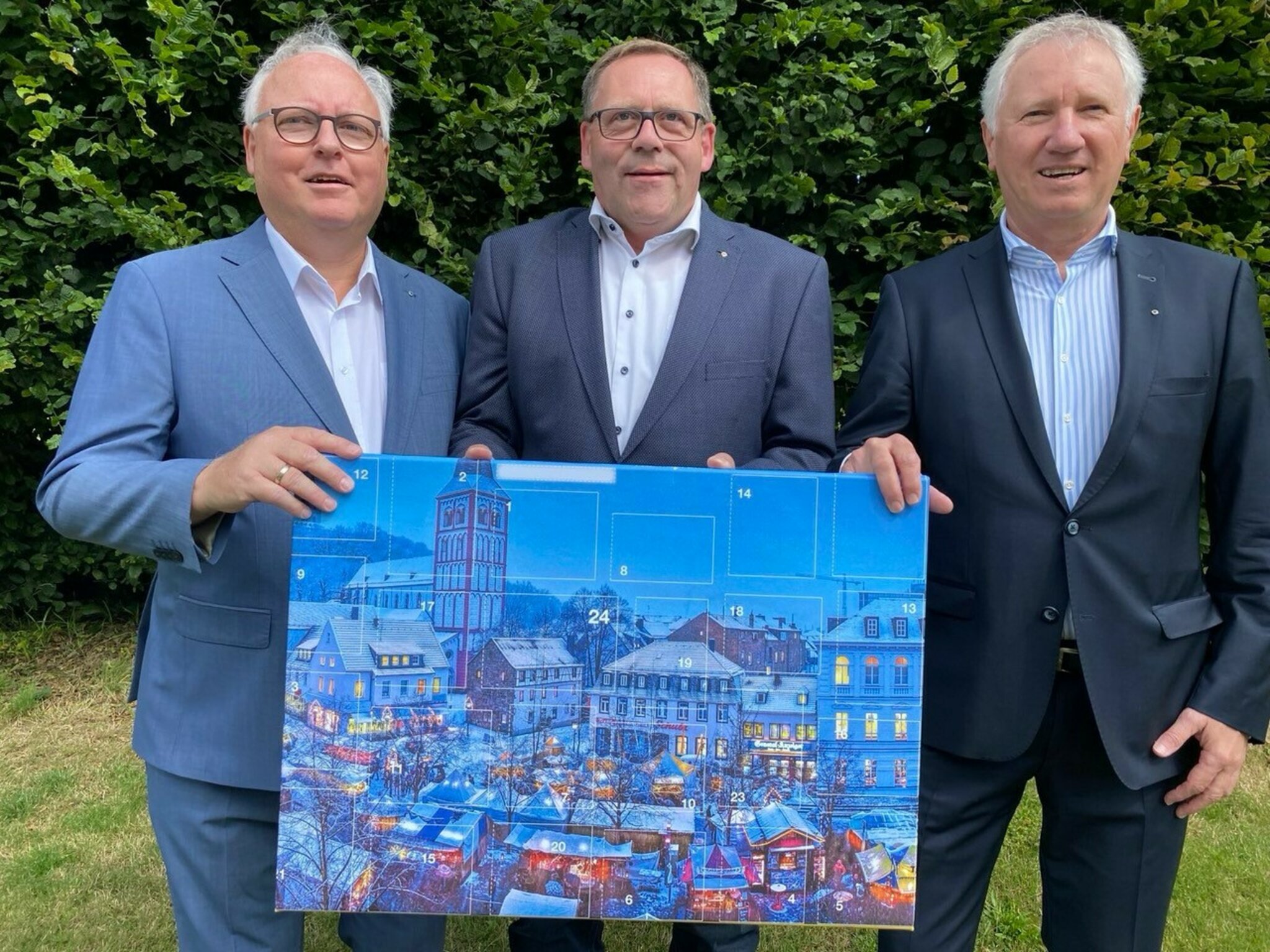 LIONS-Club Siegburg: Präsidentenwechsel und neuer Kalender - Lions - Siegburg