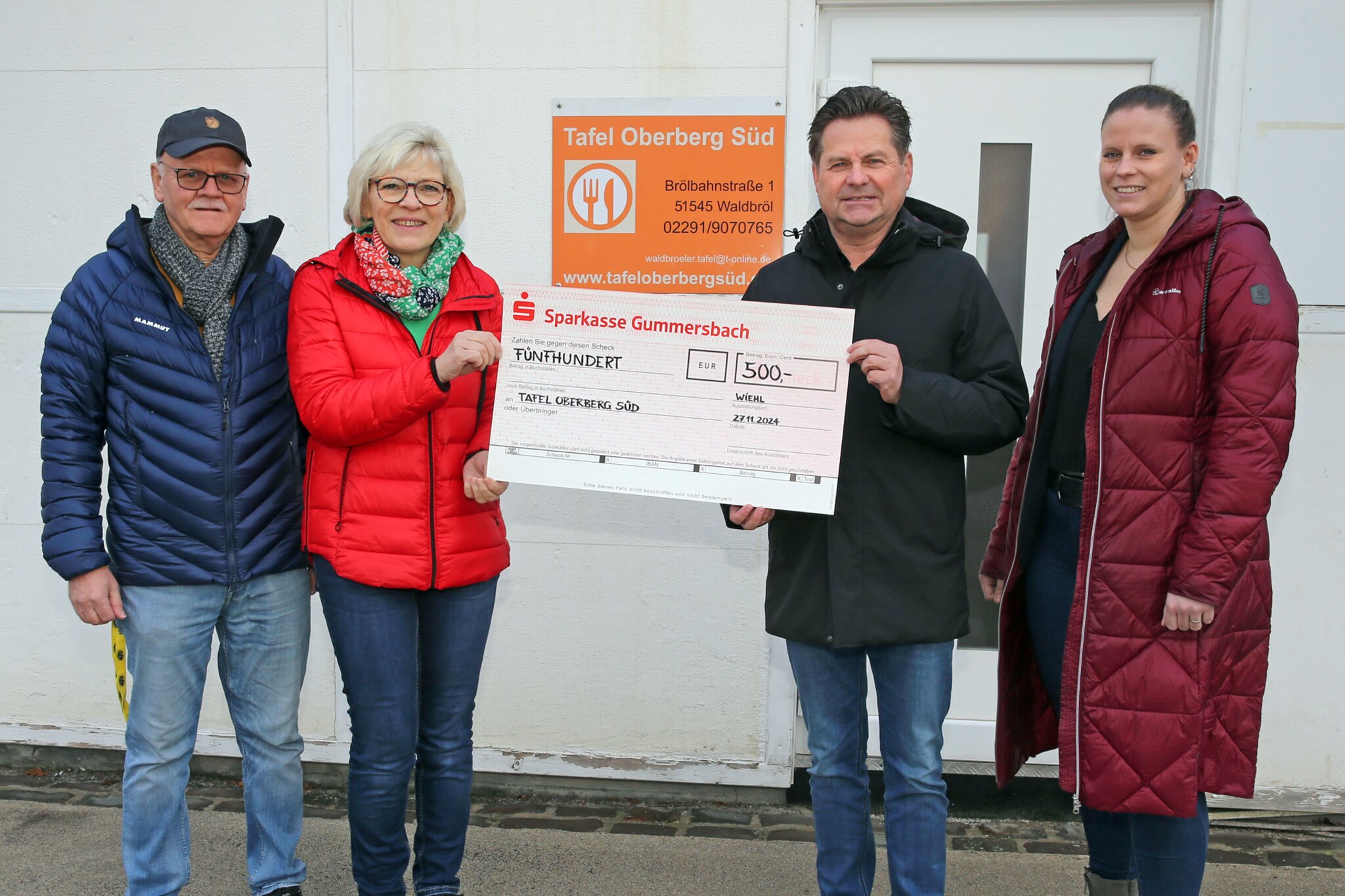 Stadt Wiehl: Konkrete Hilfe statt Weihnachtskarten - Wiehl