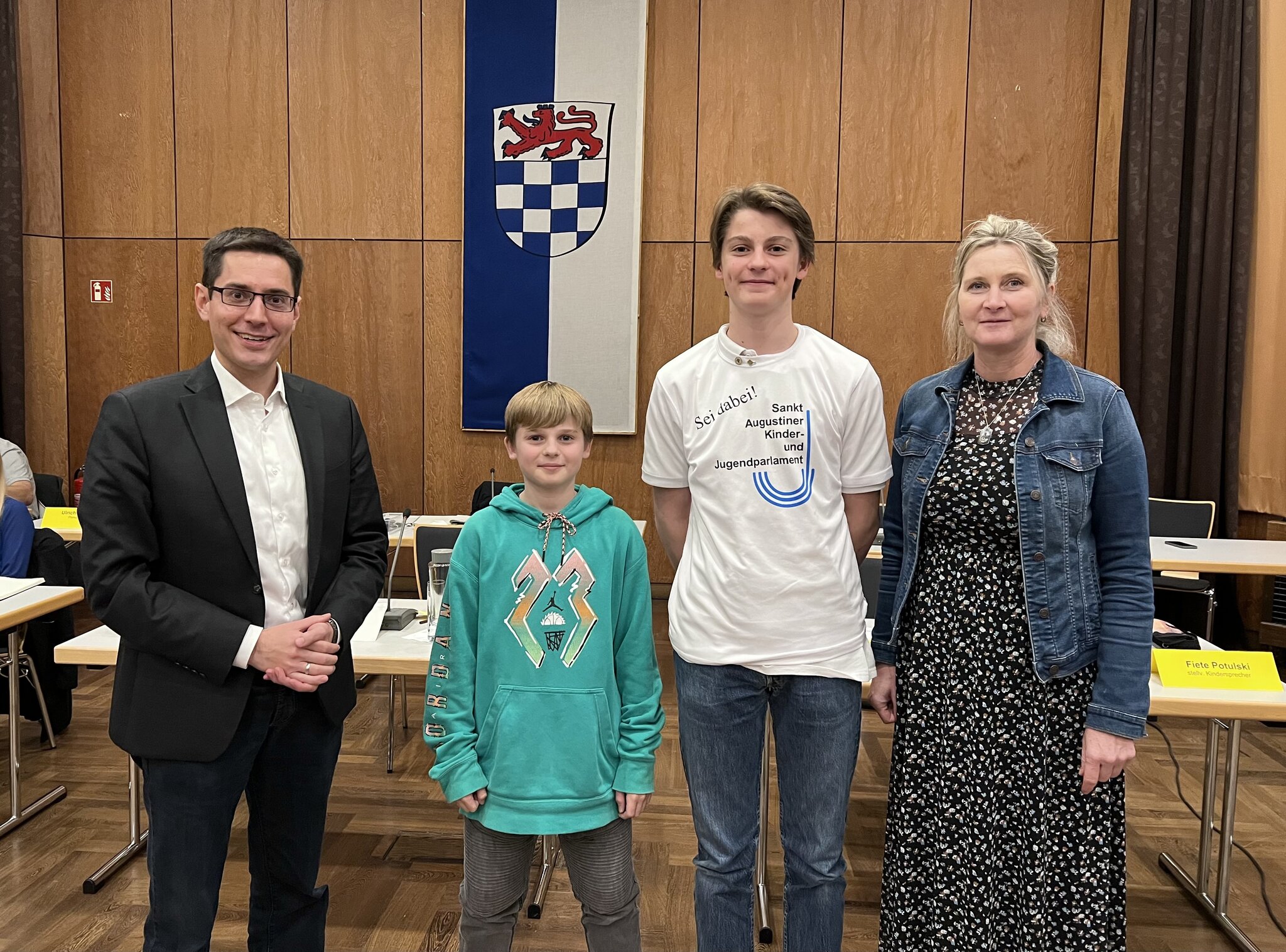 Neuer Kindersprecher: Fiete Potulski folgt auf Jonathan Weiser - Sankt ...