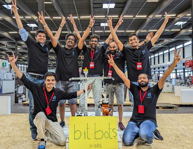 RoboCop-Cup Weltmeister: Robotikteam der HBRS ist RoboCup-Weltmeister ...