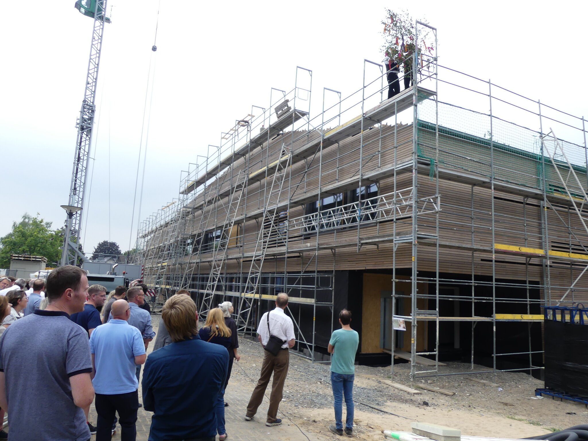 Neues Selbstlernzentrum: Vorfreude beim Richtfest - Neunkirchen-Seelscheid