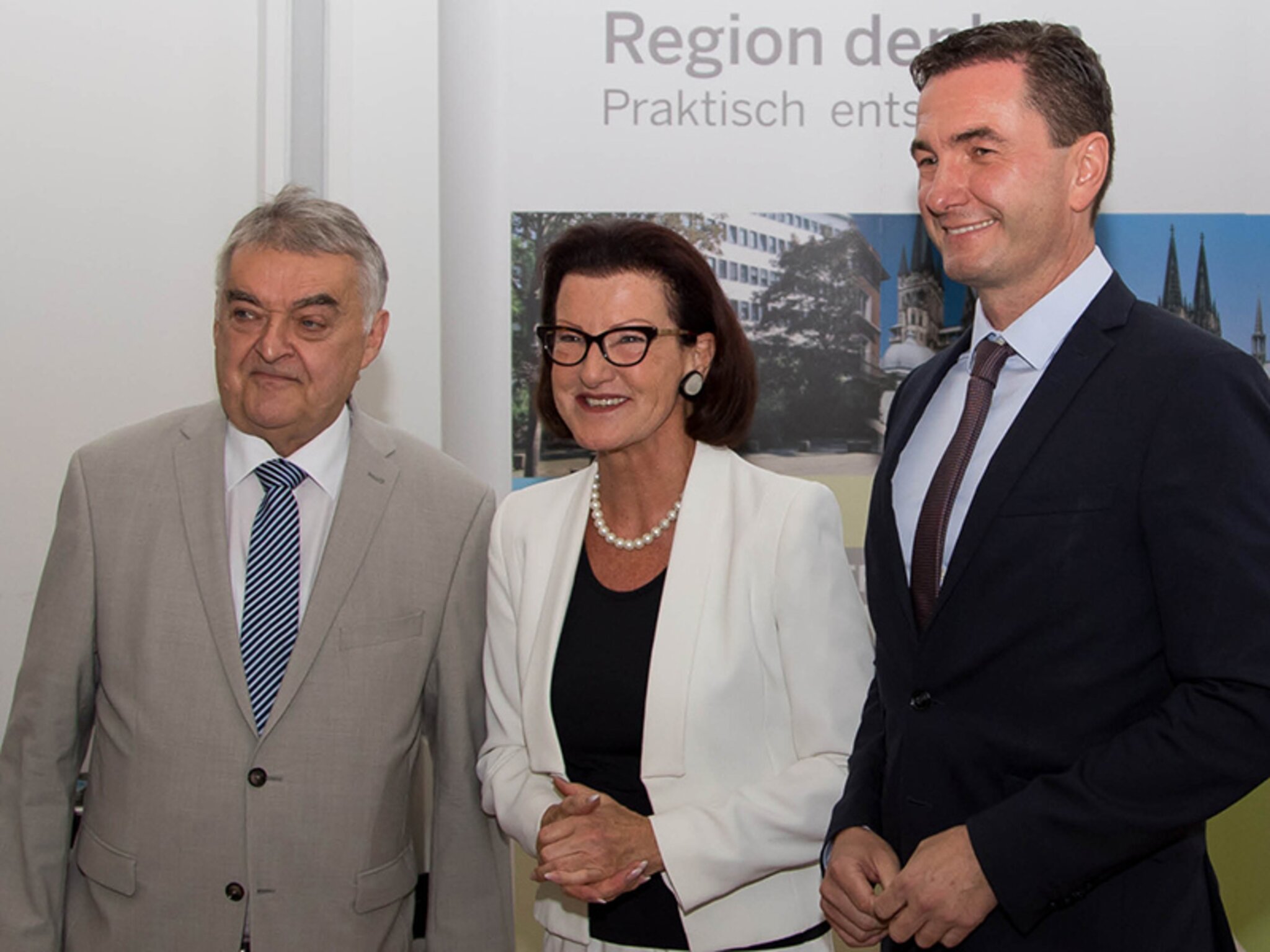 Neuer Regierungspräsident: Dr. Thomas Wilk hat das Amt übernommen ...