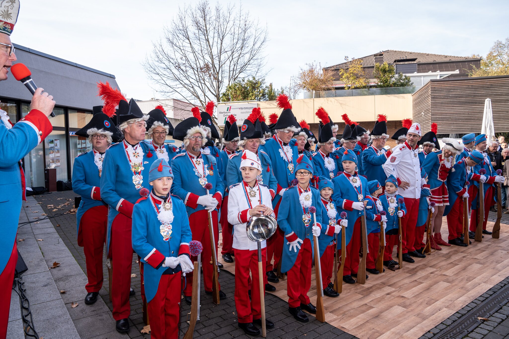 Sessionseröffnung: Hennefer Stadtsoldaten starten in die fünfte ...
