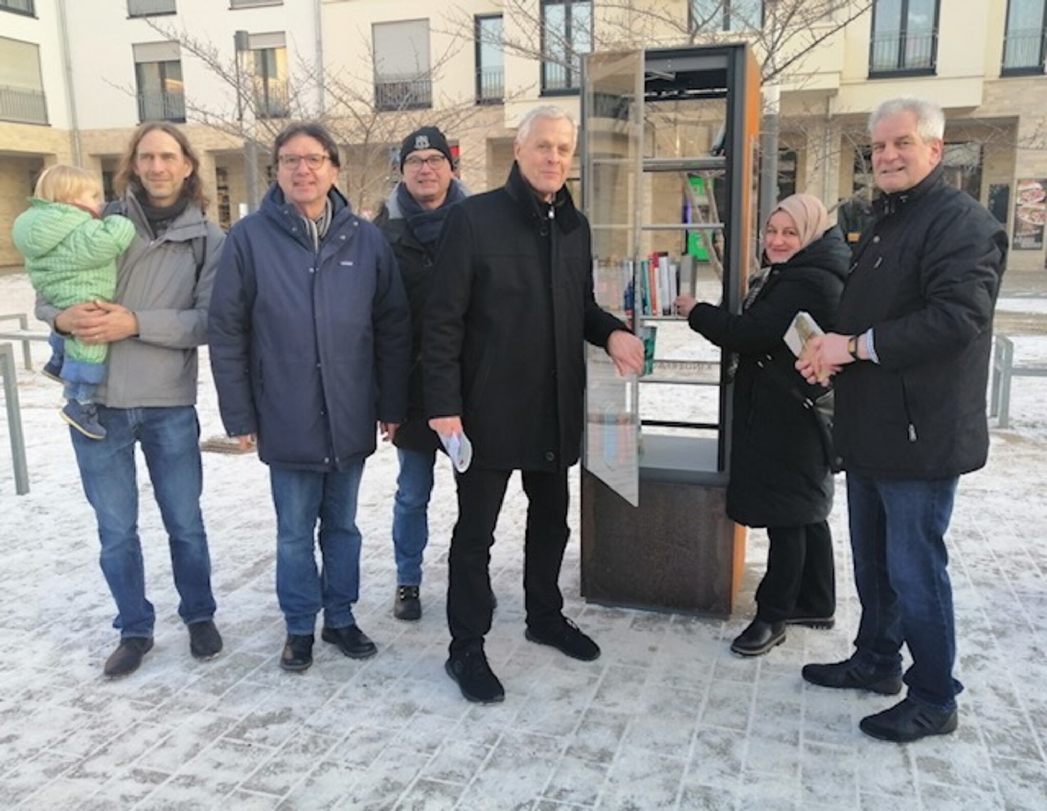 Bücherschrank Auerberg: Offener Bücherschrank in Auerberg eröffnet ...