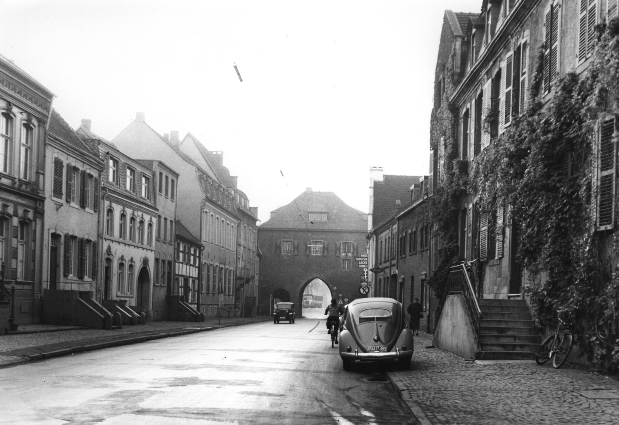Früher war es anders schön: Historische Stadtführung - Bergheim