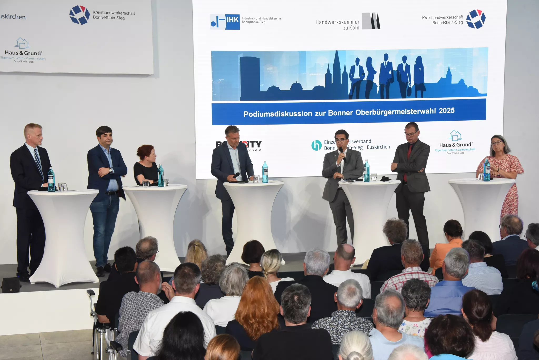 OB-Kandidaten: Podium zur OB-Wahl - Bonn