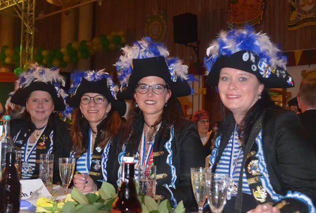 Start in die Session: Prunksitzung der Ehrengarde Hangelar - Sankt Augustin