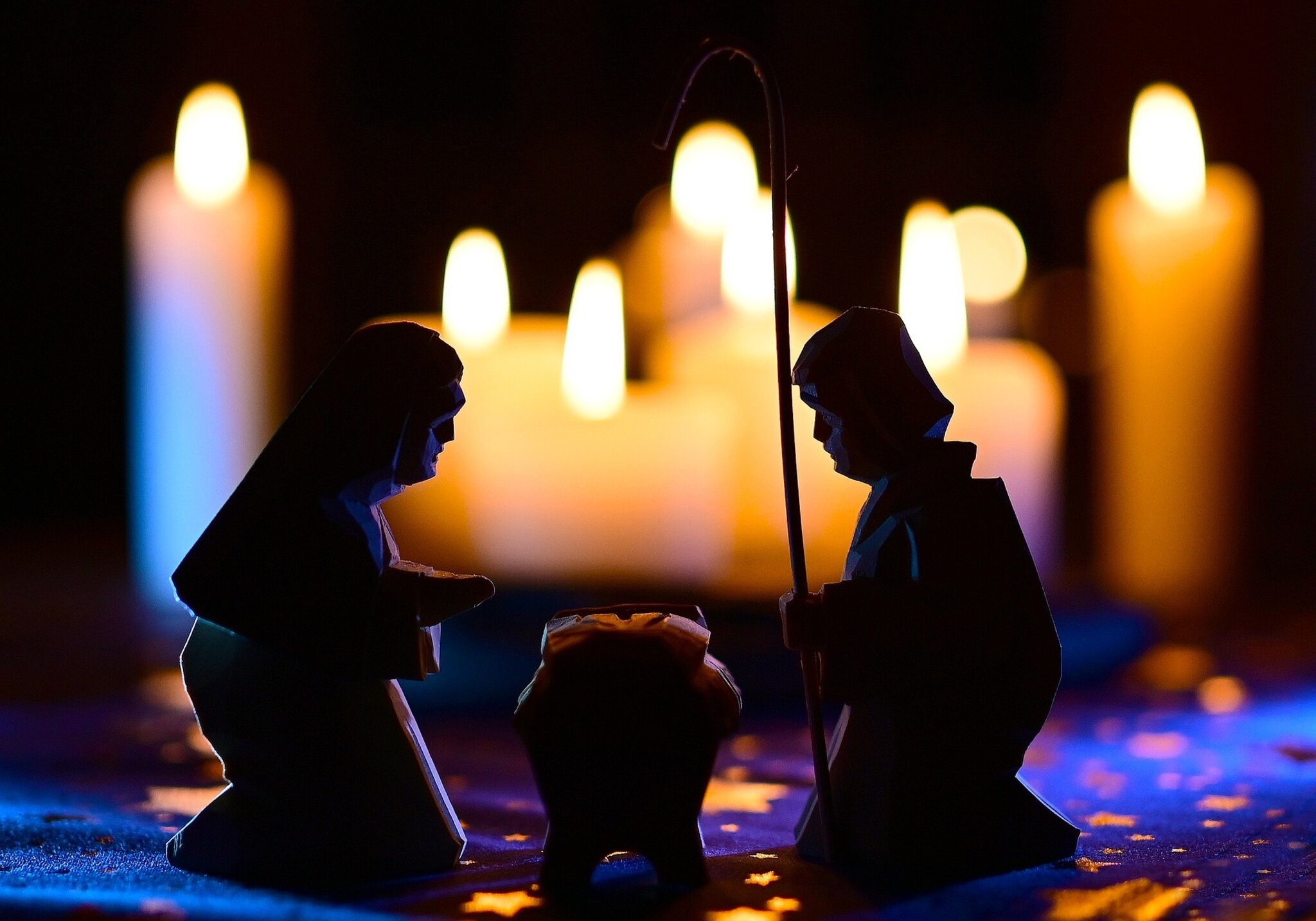 Weihnachtsfeier für Alleinstehende: Heiligabend in Gemeinschaft feiern ...