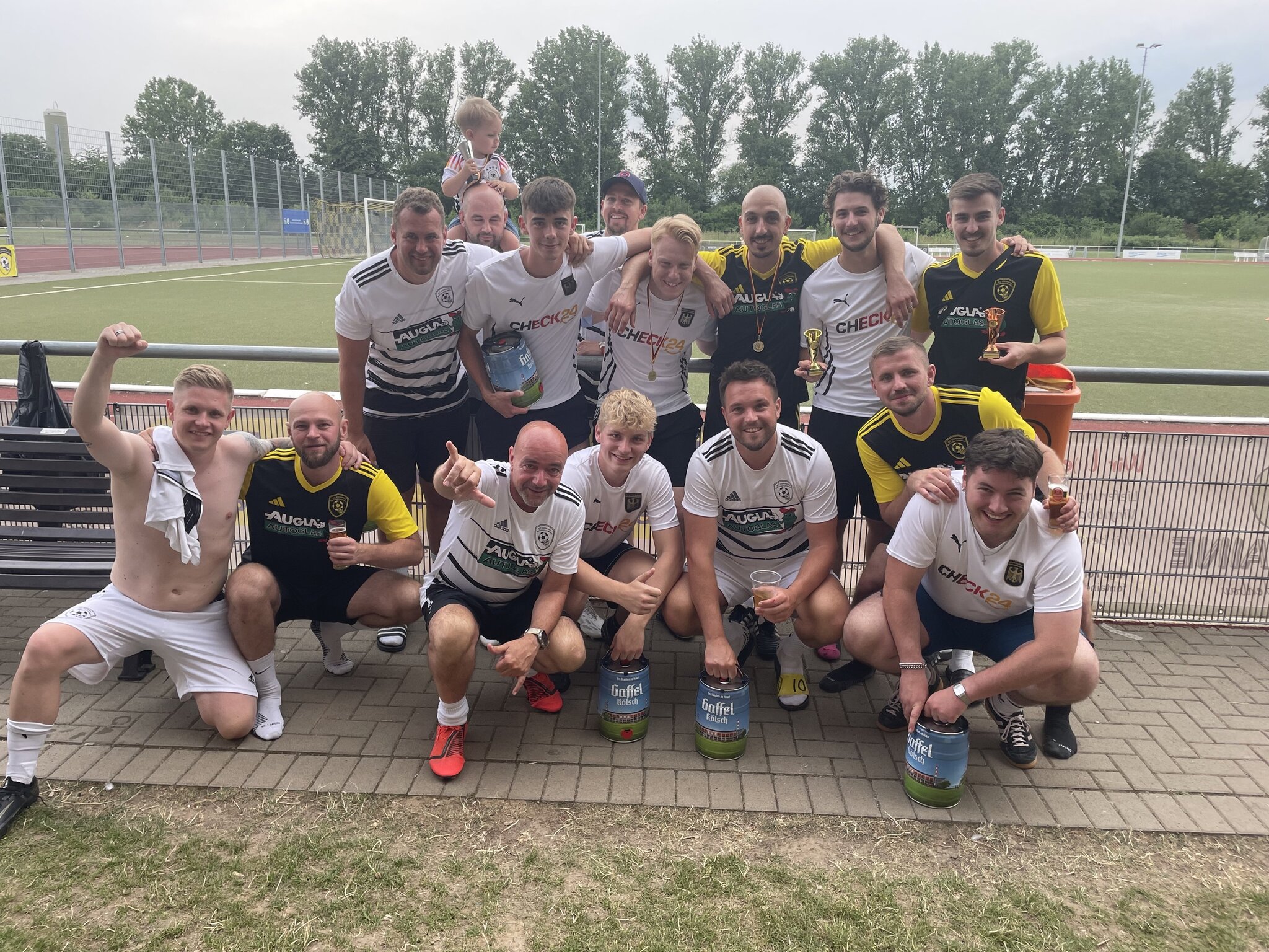 Premiere bei SC Germania Lechenich: Viel Spaß beim Neun-Meter-Schießen ...