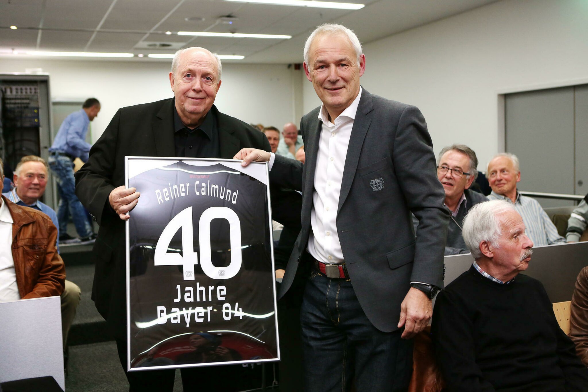 TSV Bayer 04: „Calli“ ist dem Verein weiter eng verbunden: Seit 40 ...