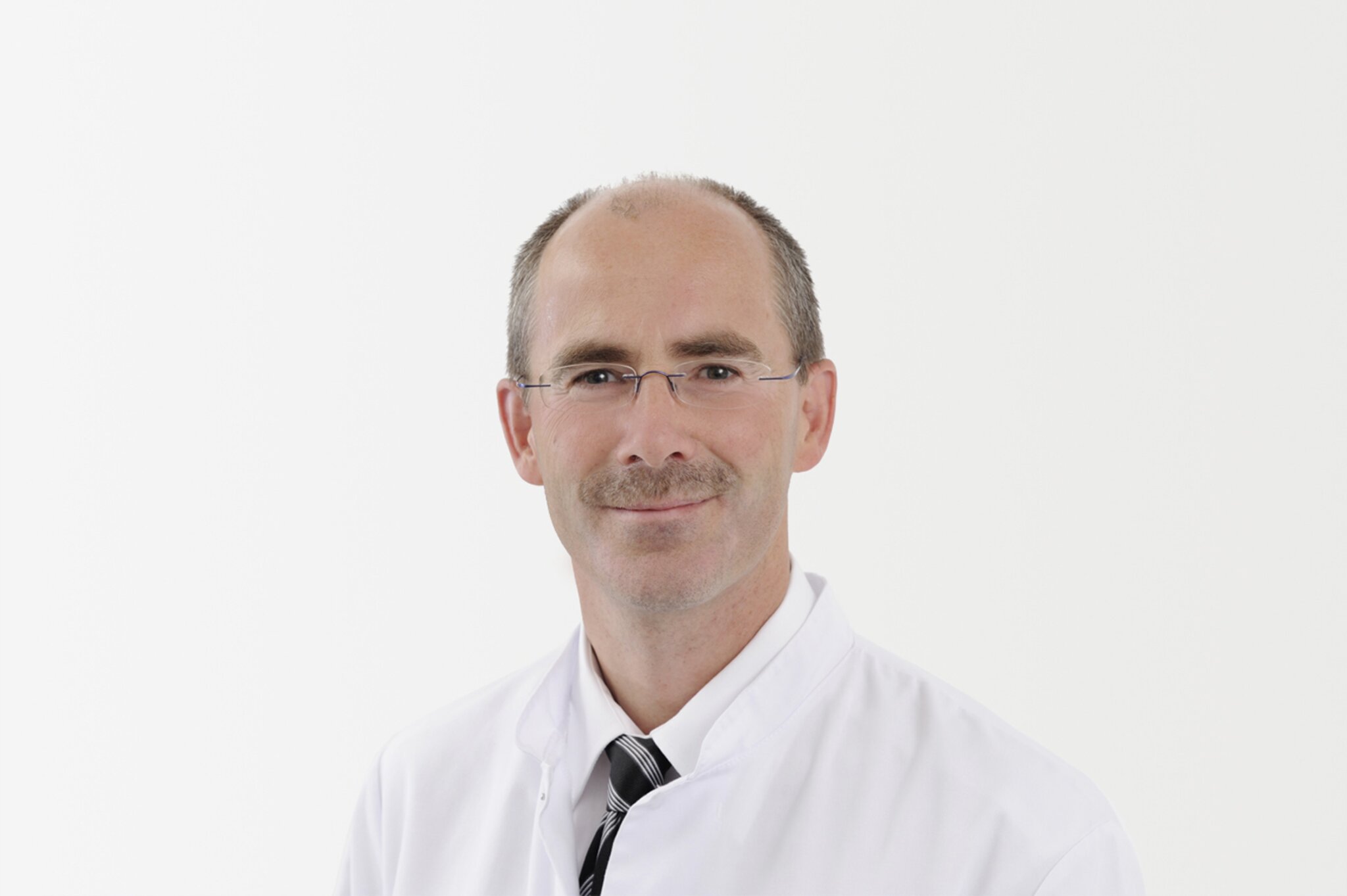 Rheuma früh erkennen: Professor Strunk stellte neue Frühdiagnose ...