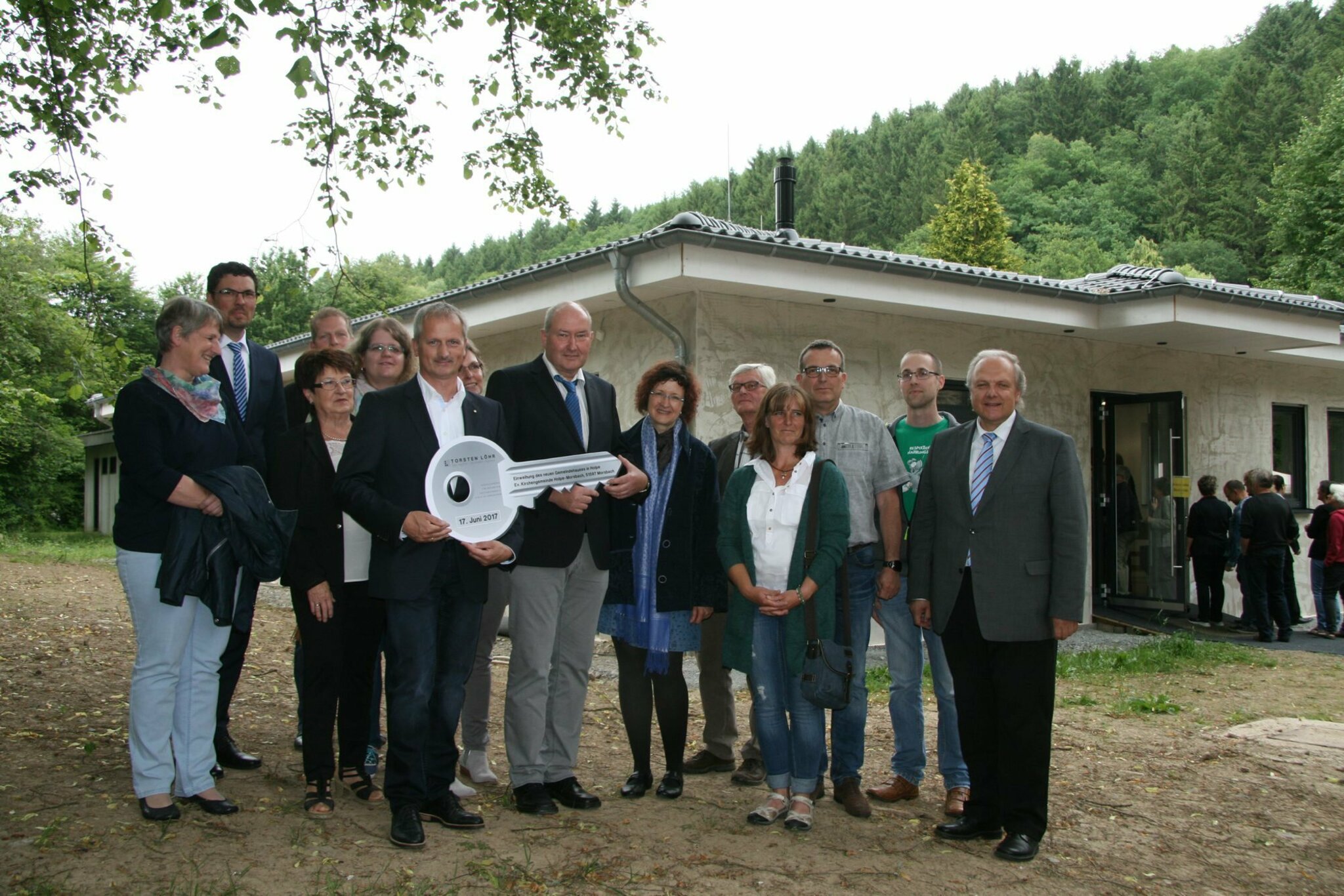 Tag der Freude: Neues Gemeindehaus wurde jetzt eingeweiht - Morsbach
