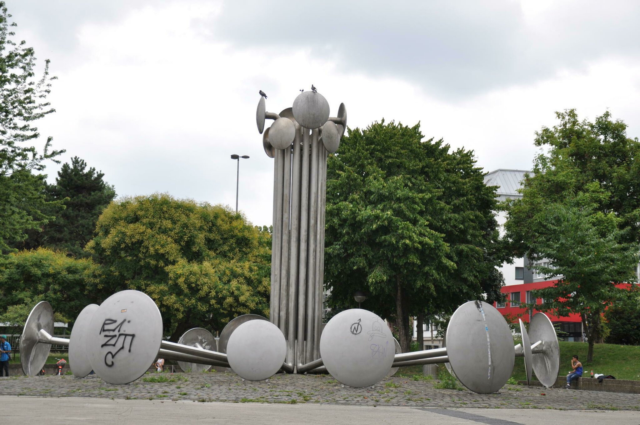 Ebertplatz: „Kunst Basis Ebertplatz“ schafft einen anderen Blickwinkel ...
