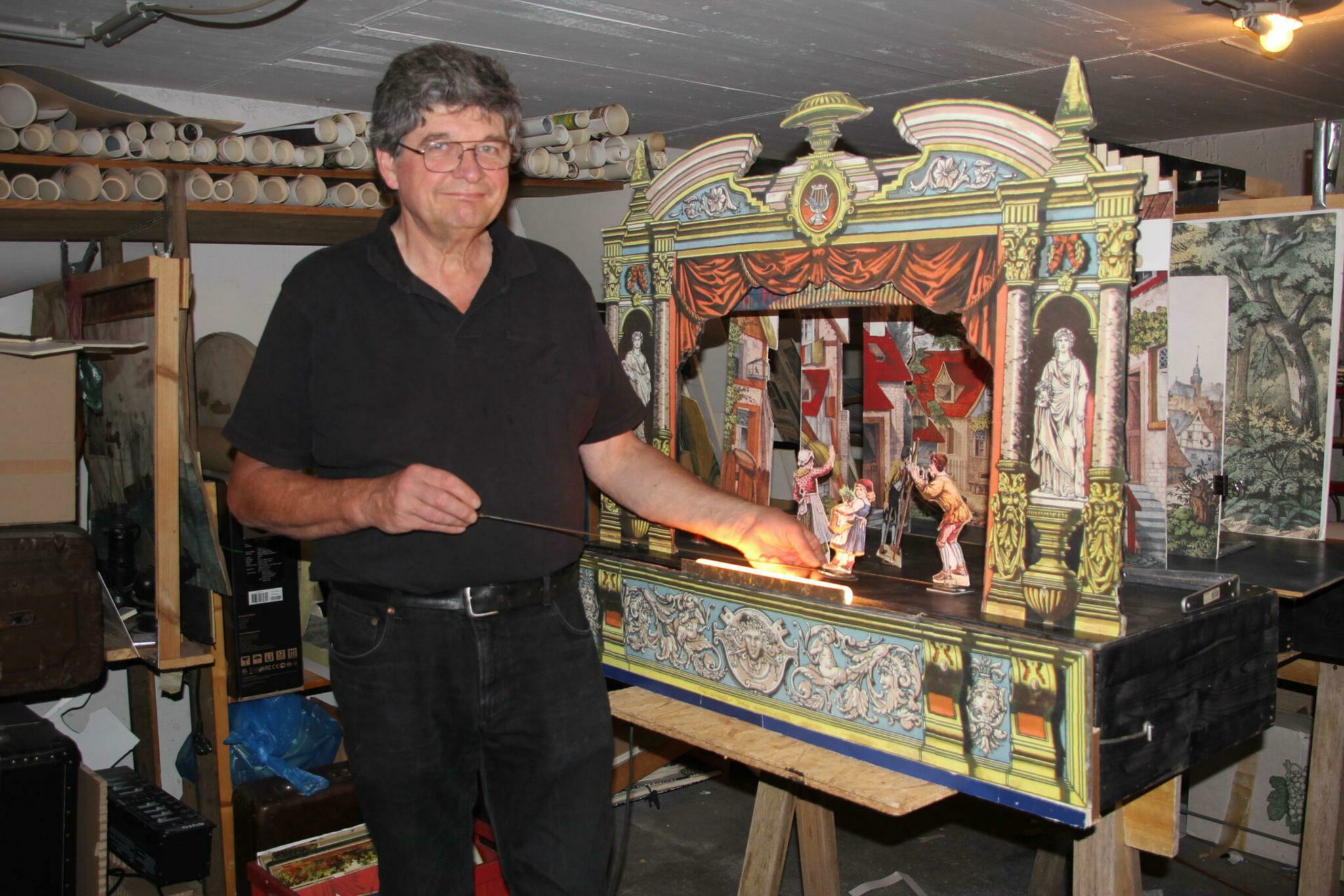 Märchen, Dramen und Opern: Das Papiertheater von Peter Schauerte-Lüke - Köln