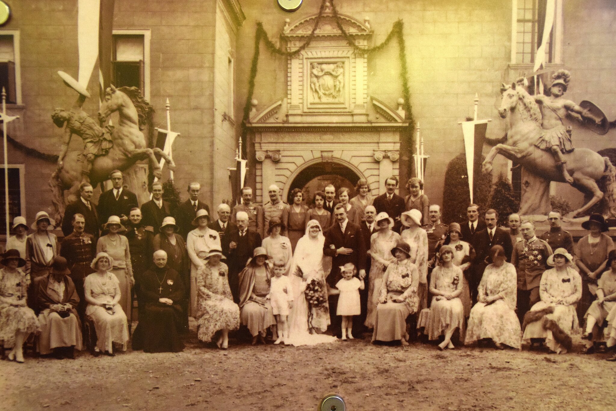 "Schloss Alfter und seine Herren" : Vorhang auf für eine ganz besondere ...