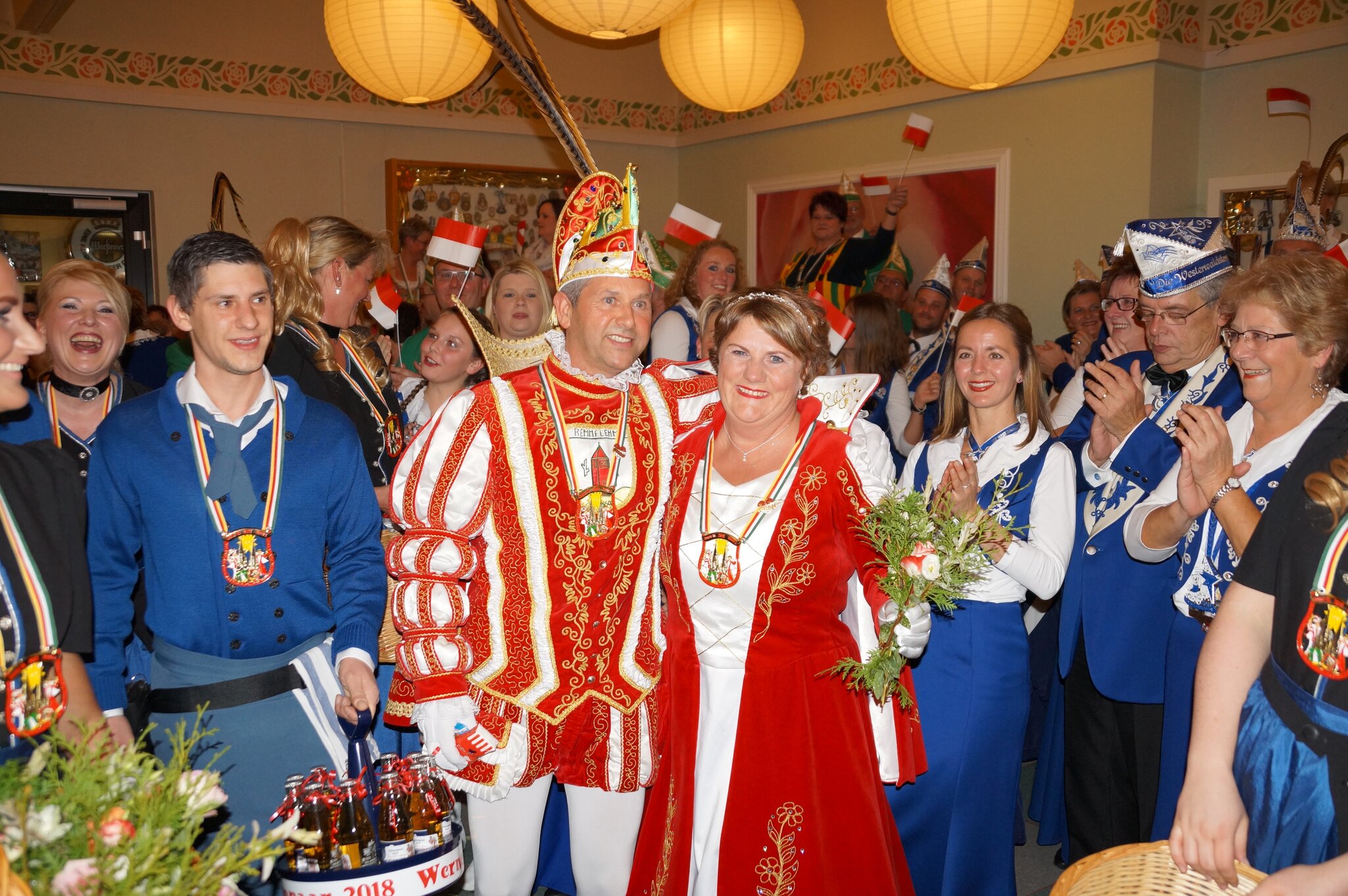 Proklamationen in Uckerath: Werner III. mit Henny I. und Finn I. mit ...