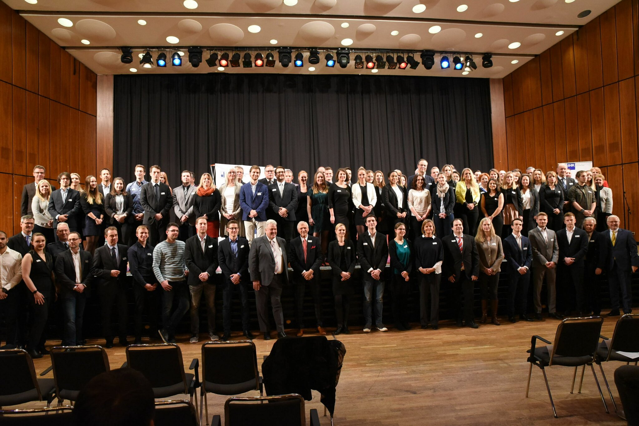 IHK-Ehrung: Industrie- und Handelskammer Bonn/Rhein-Sieg zeichneten die ...