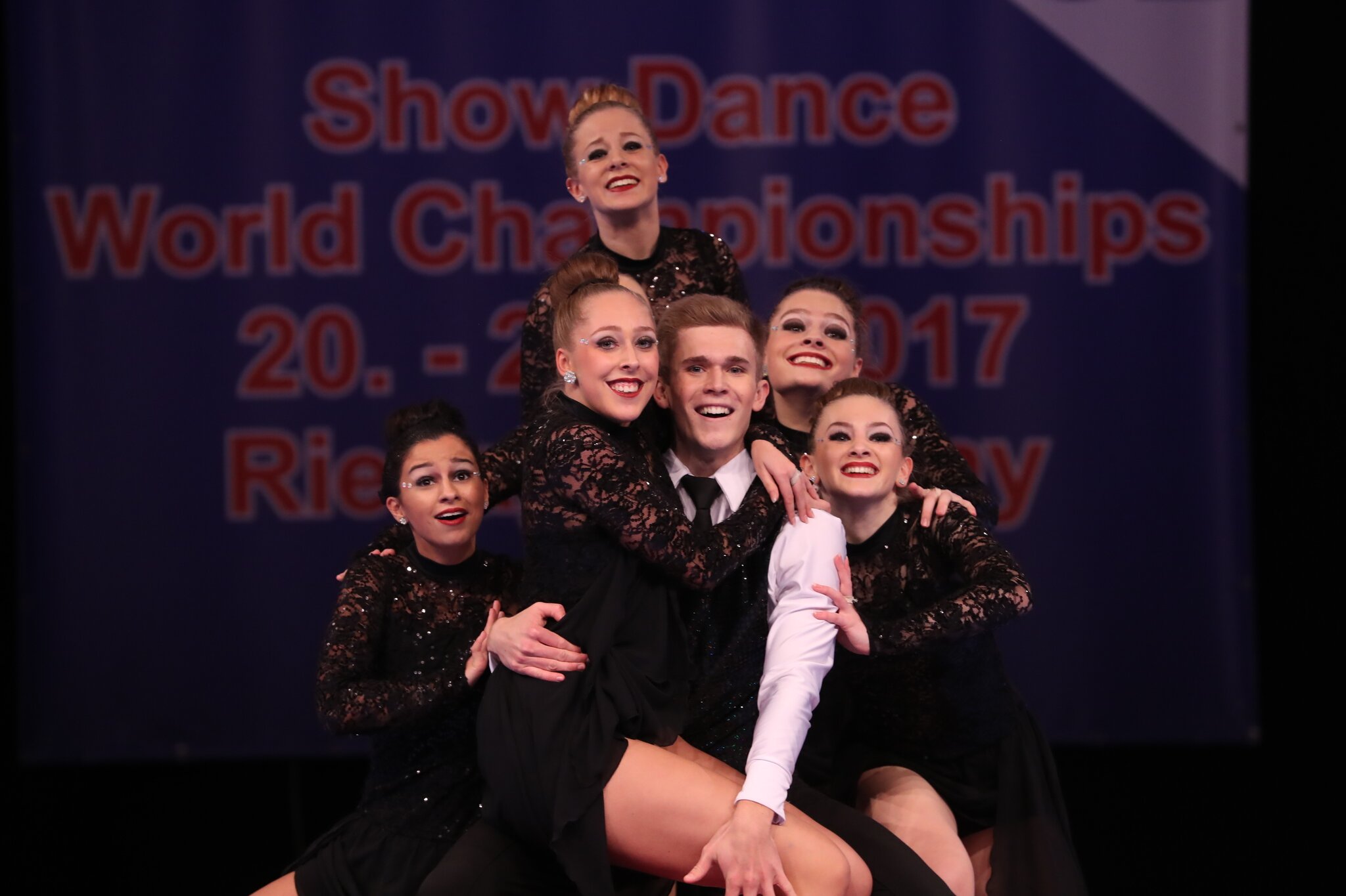 Mika Einmal:: Erfolge im Showdance, Jazz & Modern Dance