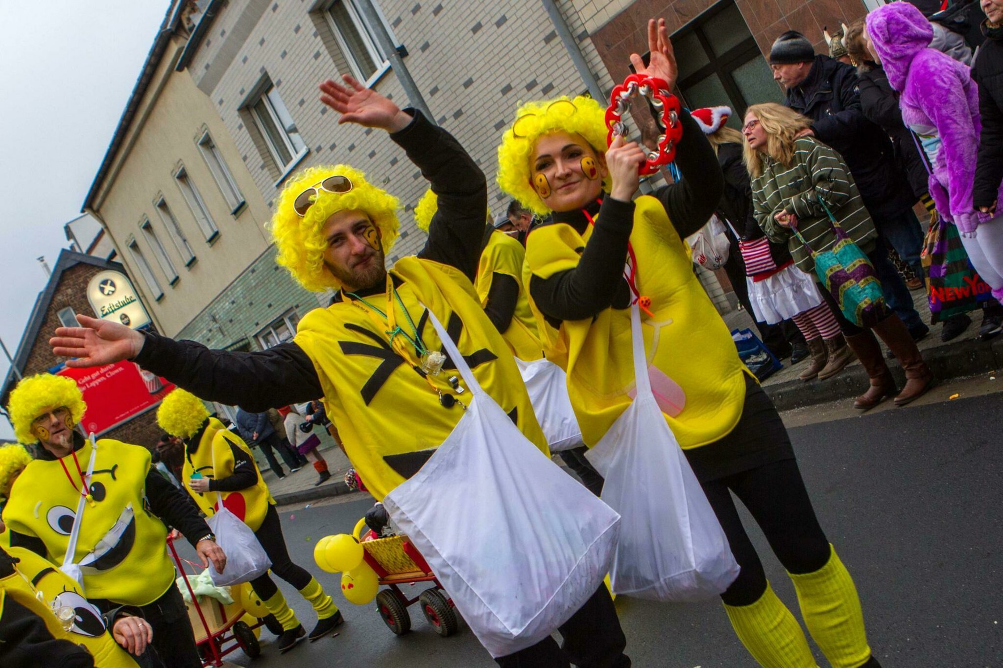 Nelkenzug in Weilerswist: Wielde außer Rand und Band - Weilerswist