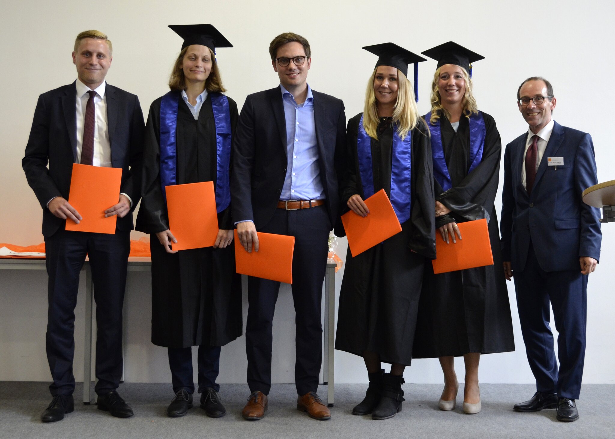 EUFH ehrte die ersten Wirtschaftsingenieure: Absolventen verabschiedet ...