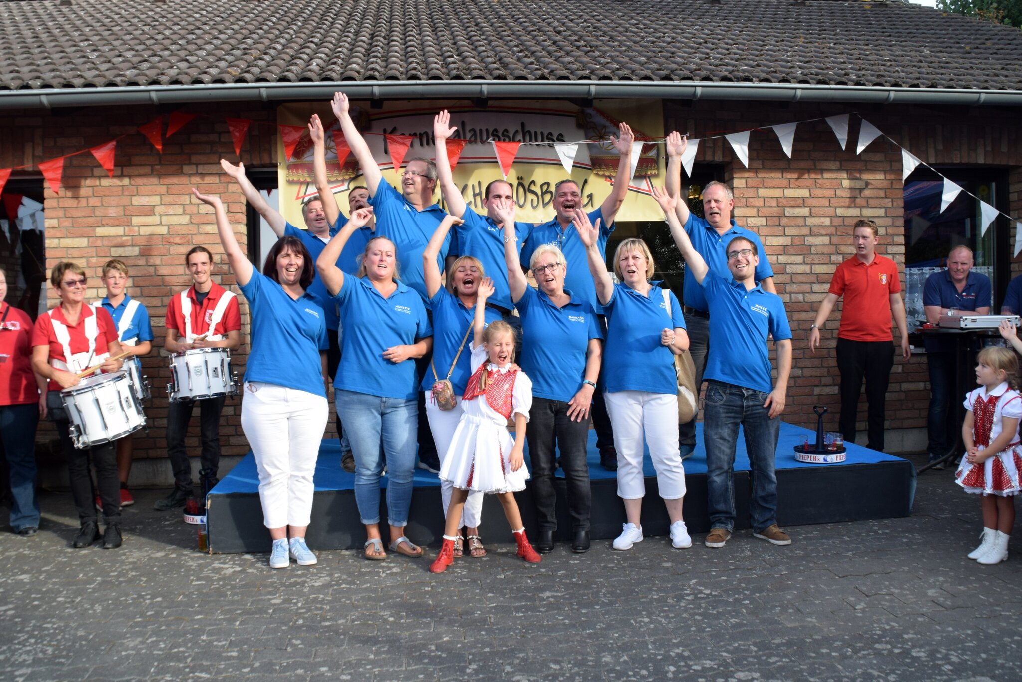 Tollitäten im Anflug: Ein Dreigestirn für Hemmerich und Rösberg - Bornheim