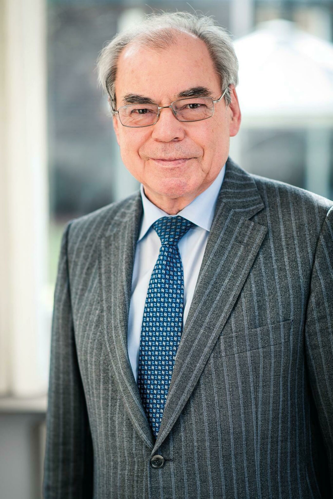 Förderung der Studierenden im Fokus: EUFH-Vizepräsident verabschiedet ...