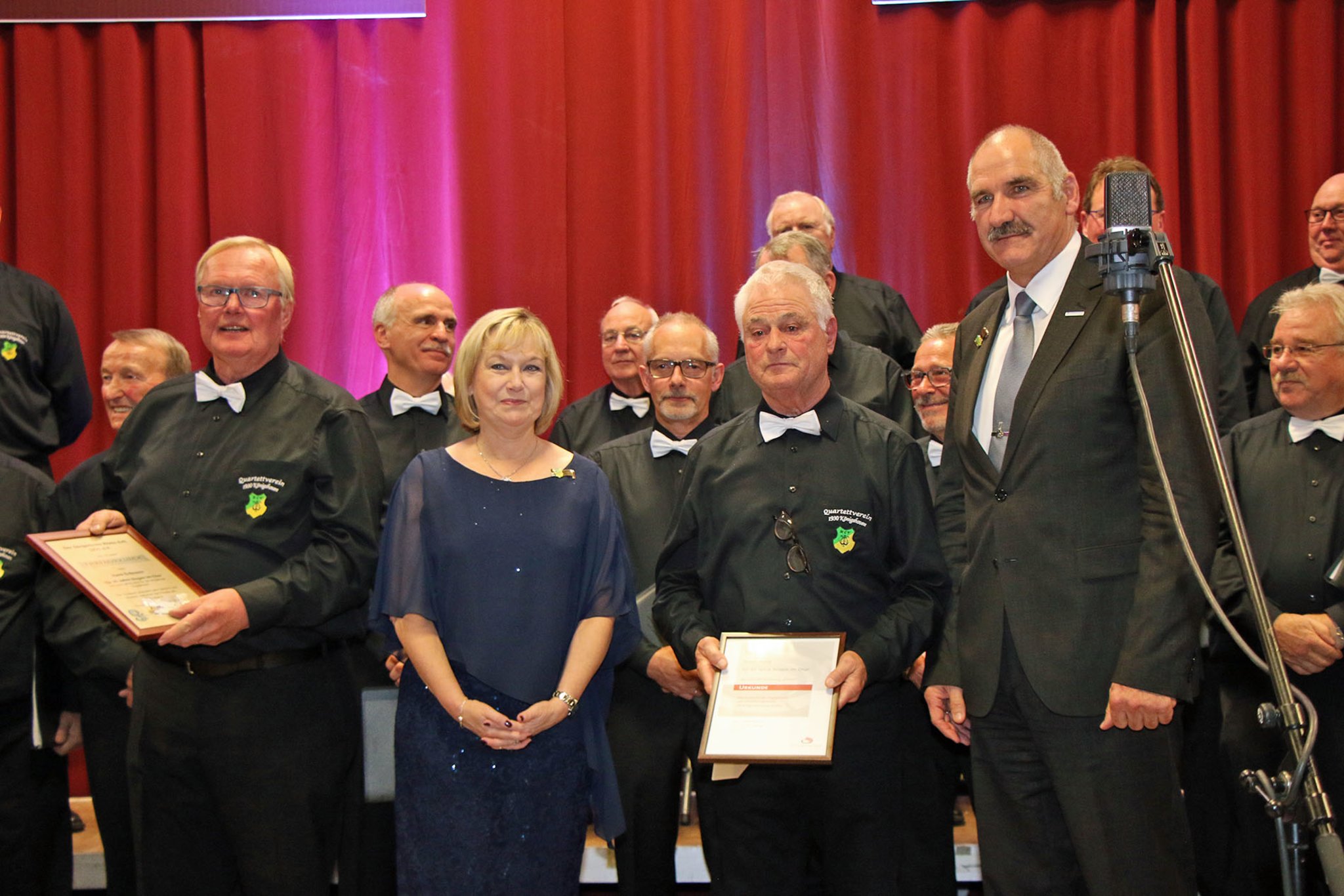 85 Jahre Singen im Deutschen Chorverband:: Ehrungen für Hans Erdmann ...