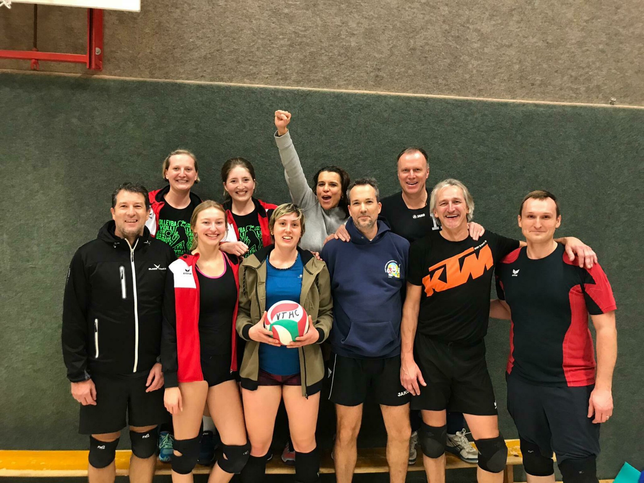 Volleyball Mixed-Turnier: Teamgeist ist der Schlüssel