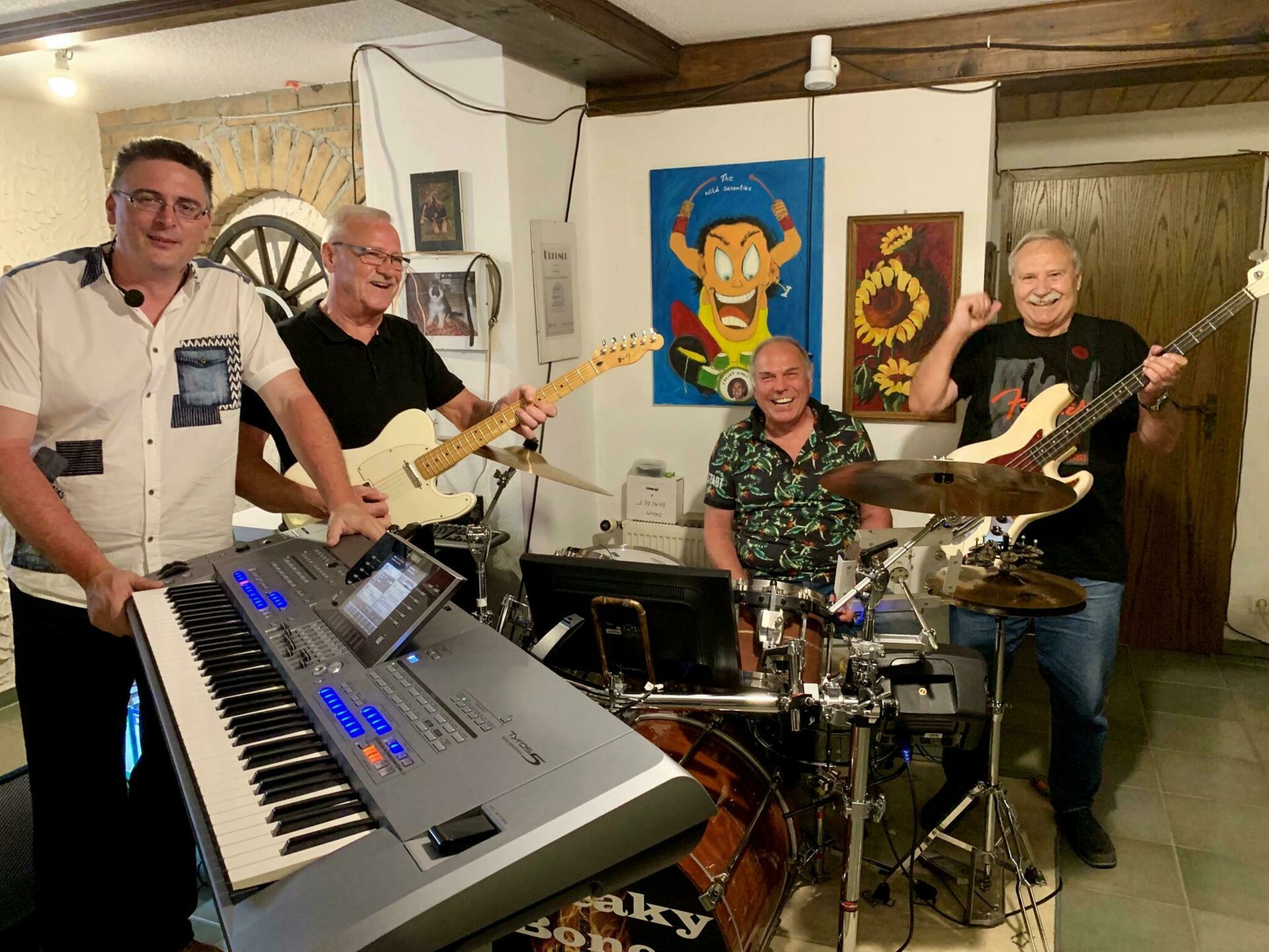 Creaky Bones: Kaffee und Torte statt Sex & Drugs zum Rock´n Roll ...