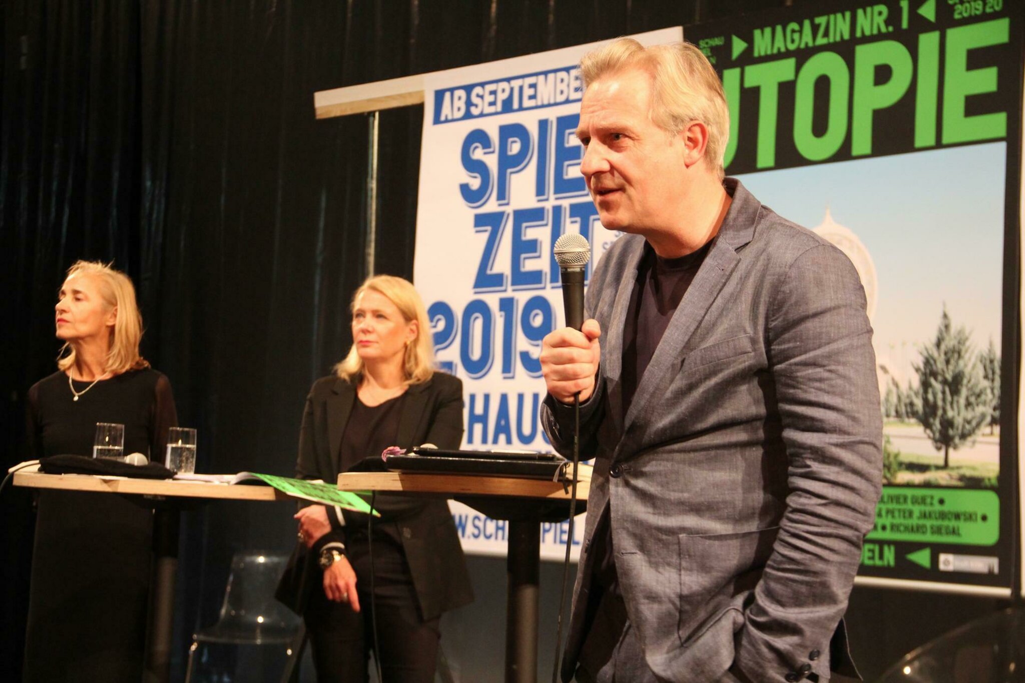 Stefan Bachmann verlängerte bis 2023: Mit sieben Premieren in die neue ...