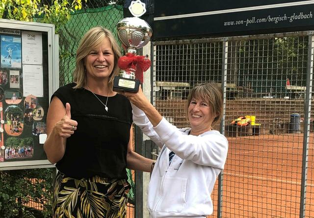 Stadtmeister im Tennis: Blau Weiß Hand konnte sich gegen den Favoriten ...