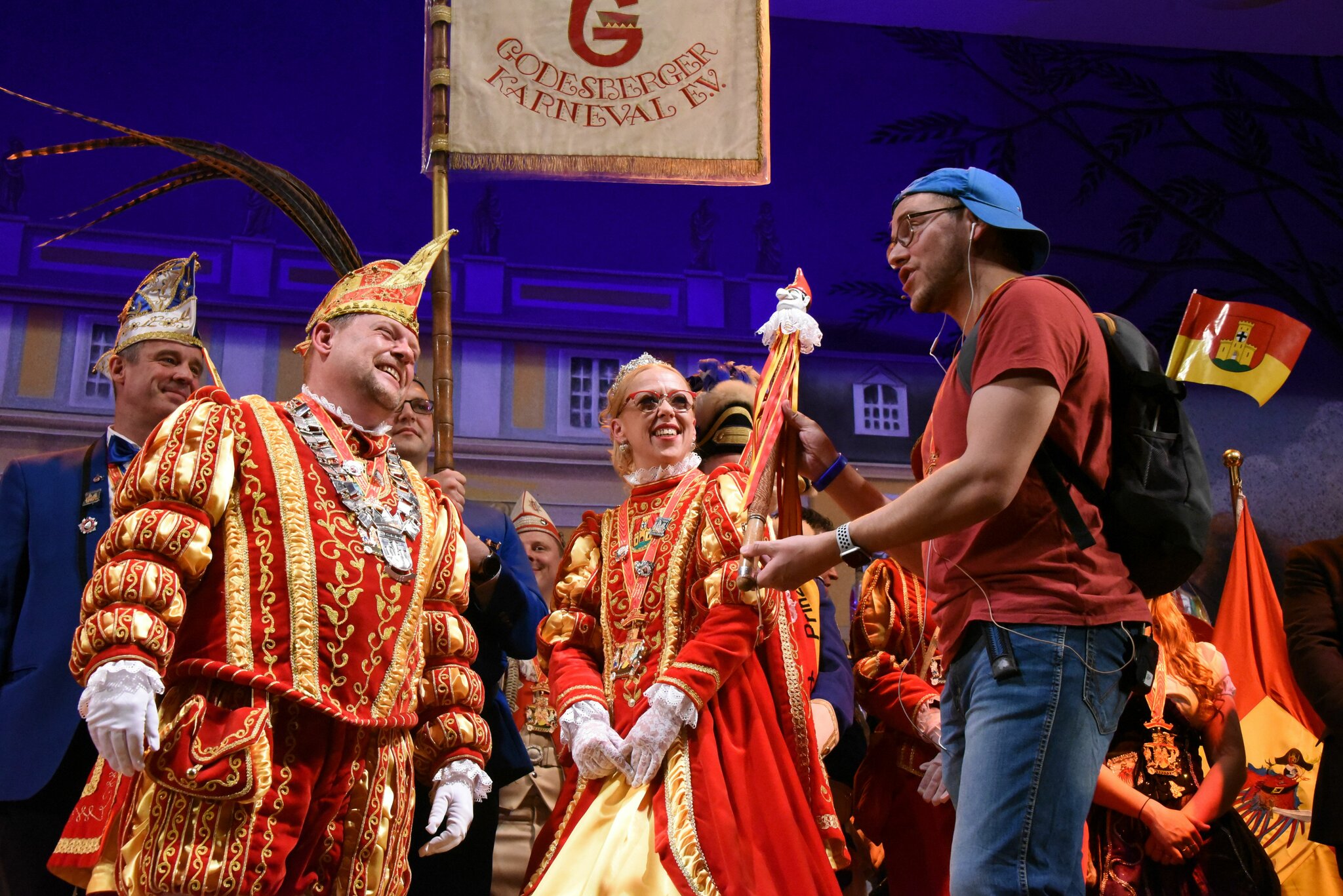 Proklamation in Bad Godesberg: Harald I. und Godesia Gabriele feiern ...