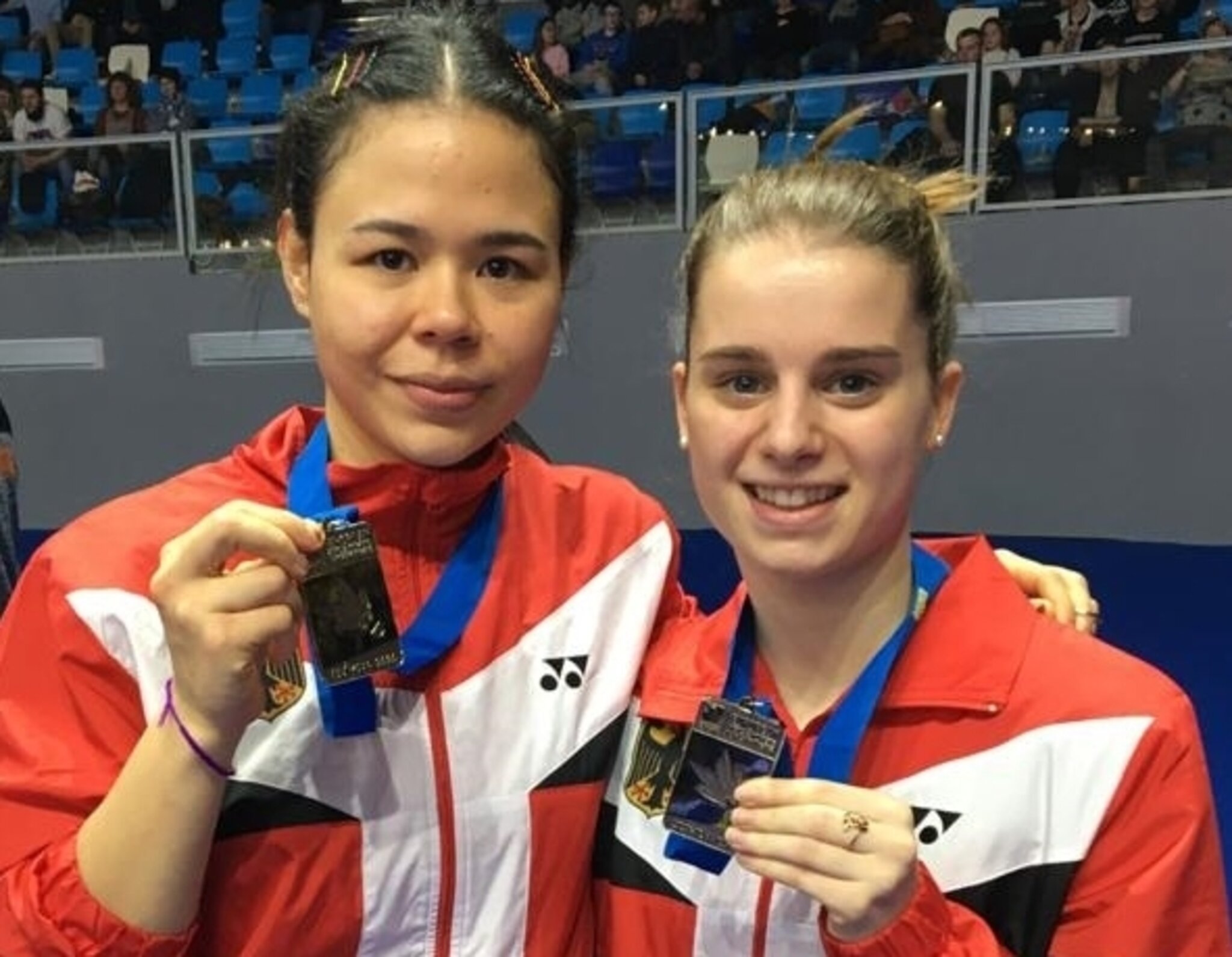 Badminton TV Refrath: Kilasu Ostermeyer und Ann-Kathrin Spöri mit ...