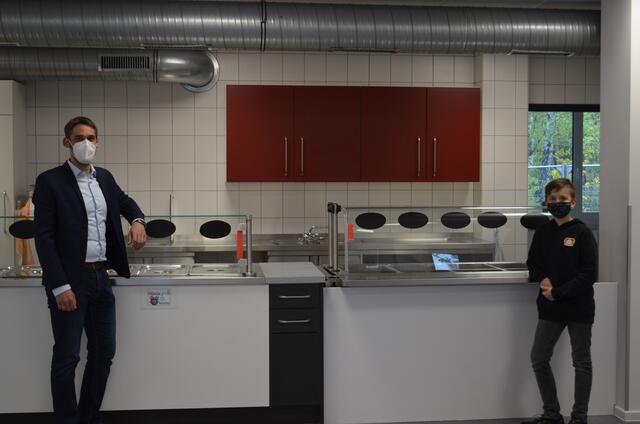 Guten Appetit: Die Übergangsmensa der GGS "Am Pleiser Wald" wurde jetzt ...