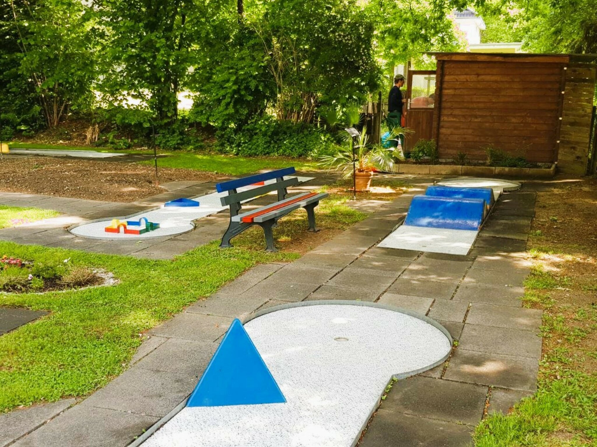 Bürger- und Verschönerungsverein Herchen: Minigolfen und Bötchen fahren ...