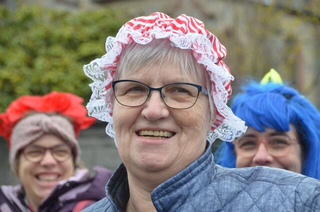 Karnevalszug in Sand: Früh am Start - Bergisch Gladbach