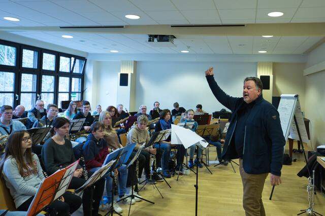 Big Band La Musica: Intensive Arbeit mit Top-Trompeter Rob Bruynen ...