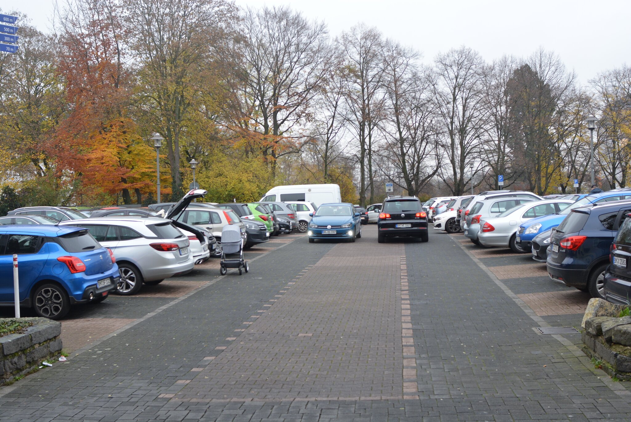 Massive Kontroverse: Belvedere: Kunstprojekt statt Parkplatz - Brühl