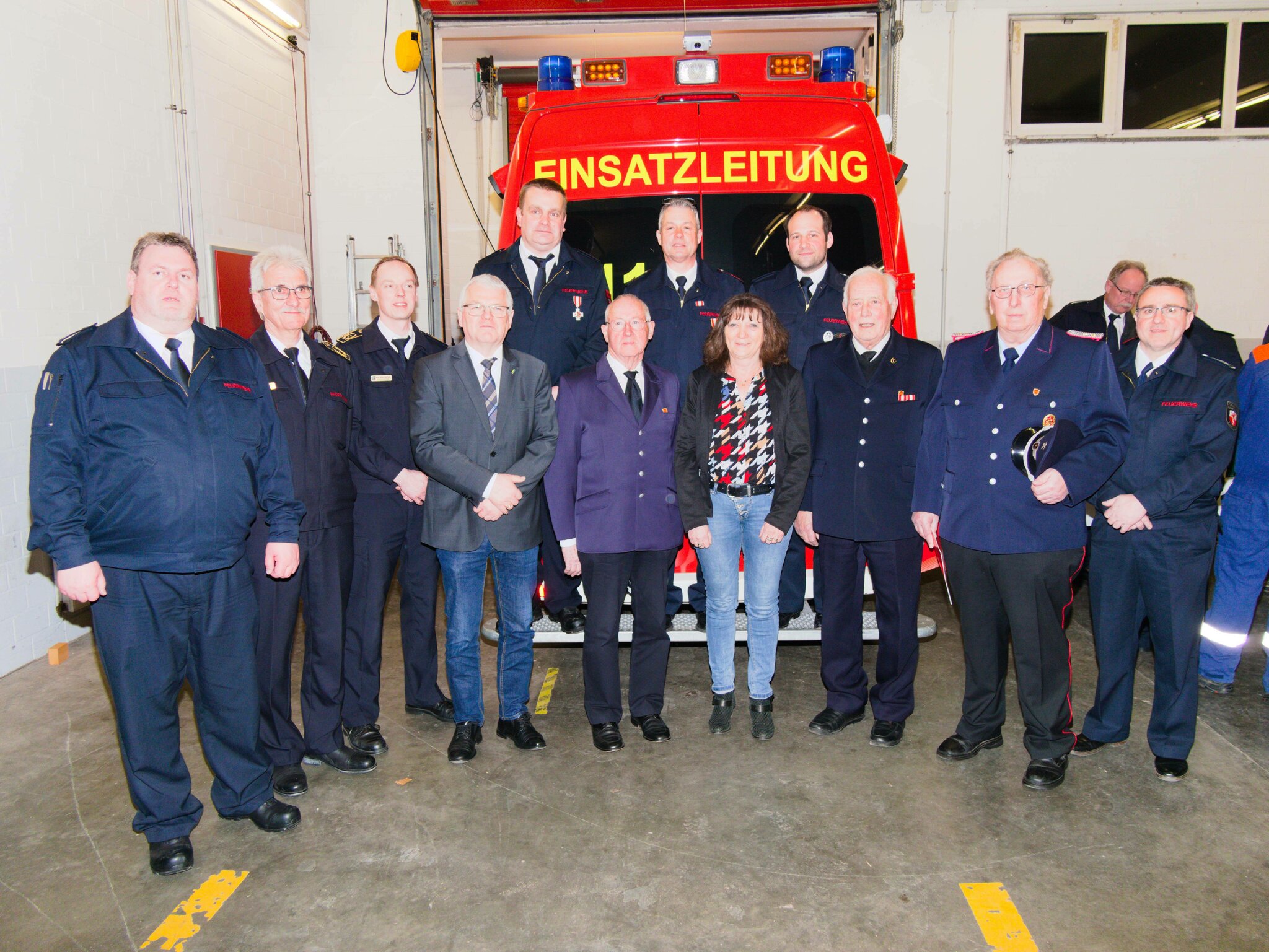 Freiwillige Feuerwehr Kürten: Ehrungen und Beförderungen - Kürten