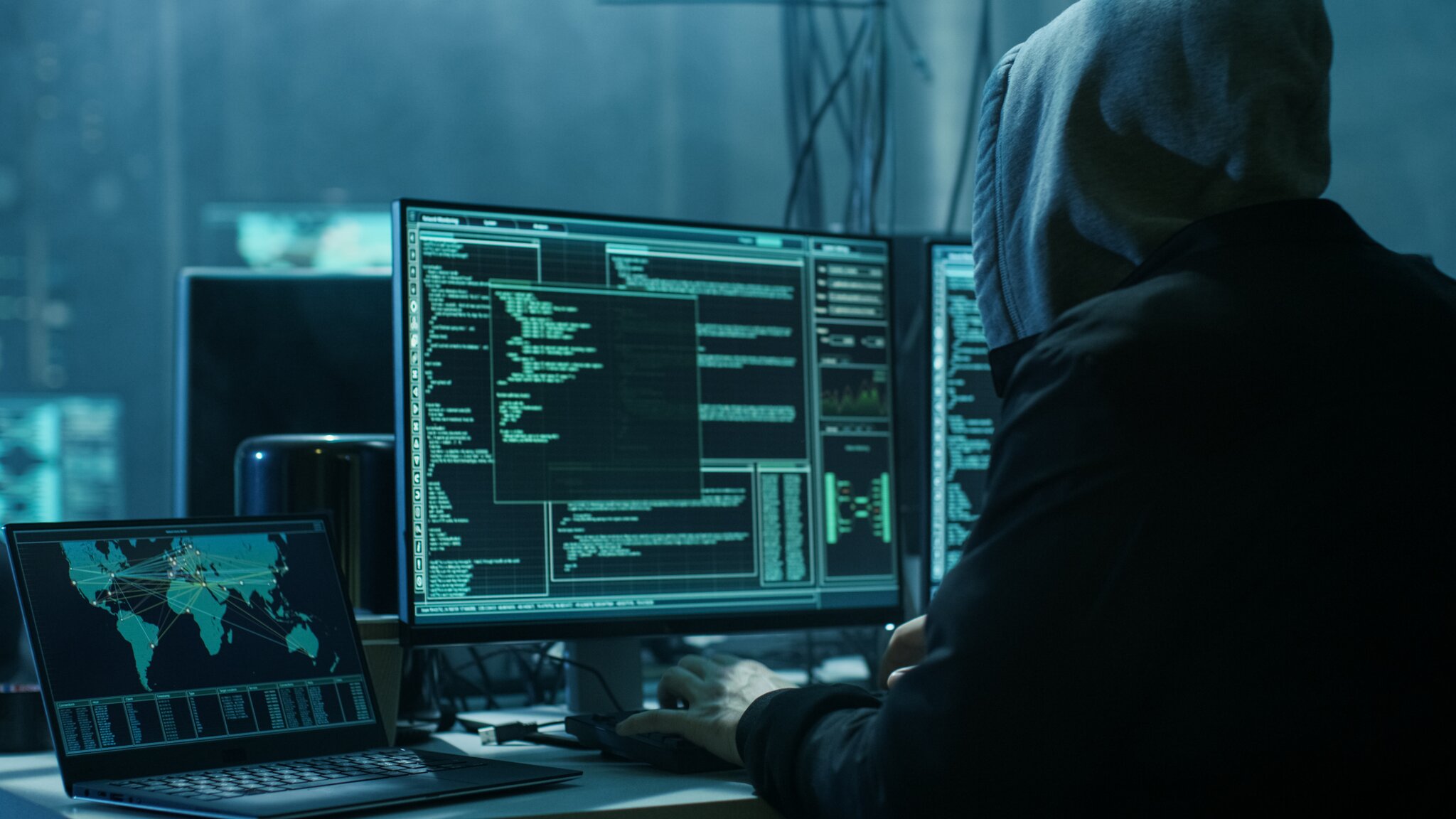 Kölner Staatsanwaltschaft jagt Hacker: Nun ist er für sieben Jahre ...