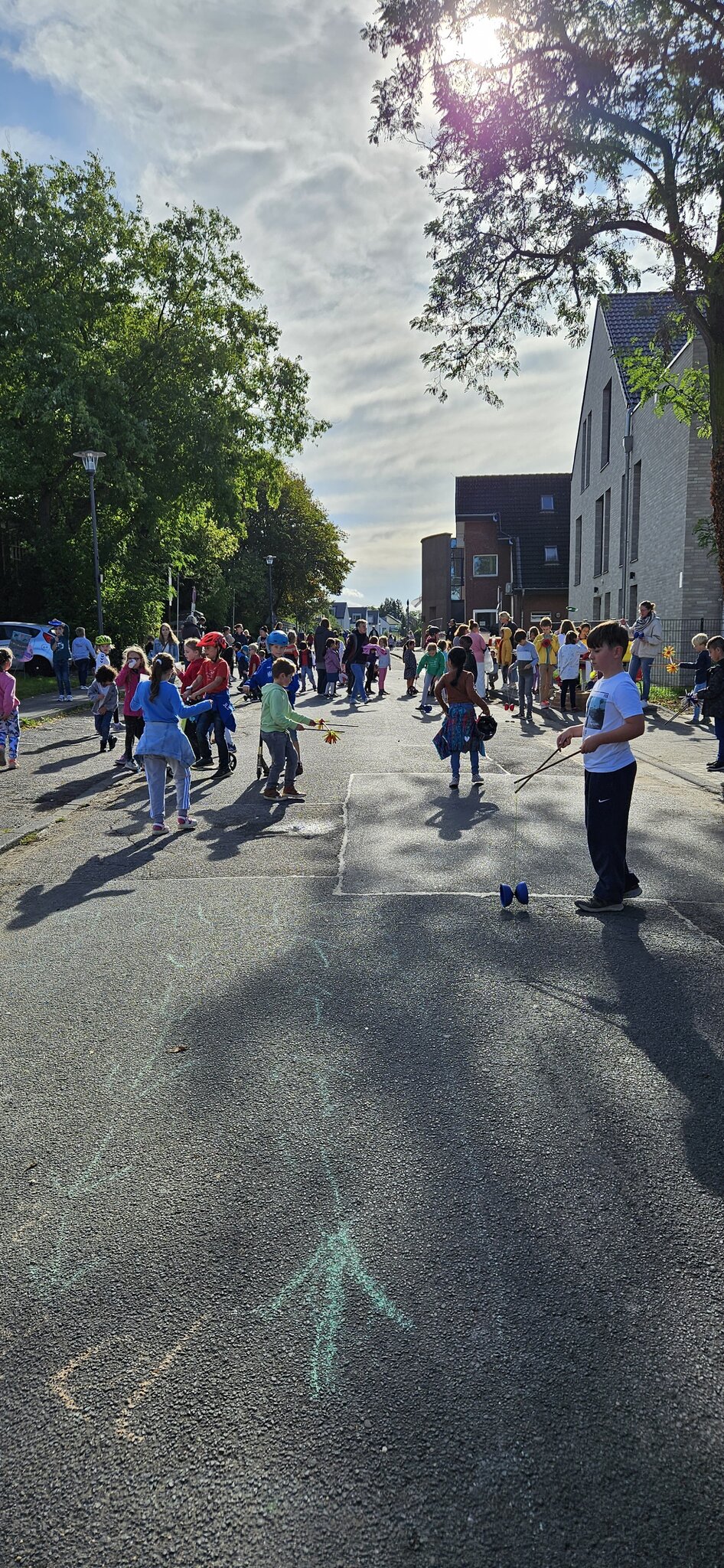 Kidical Mass Aktion der GGS Schmittgasse: Forderung nach mehr ... Kidical Mass Aktion der GGS Schmittgasse: Forderung nach mehr ...
