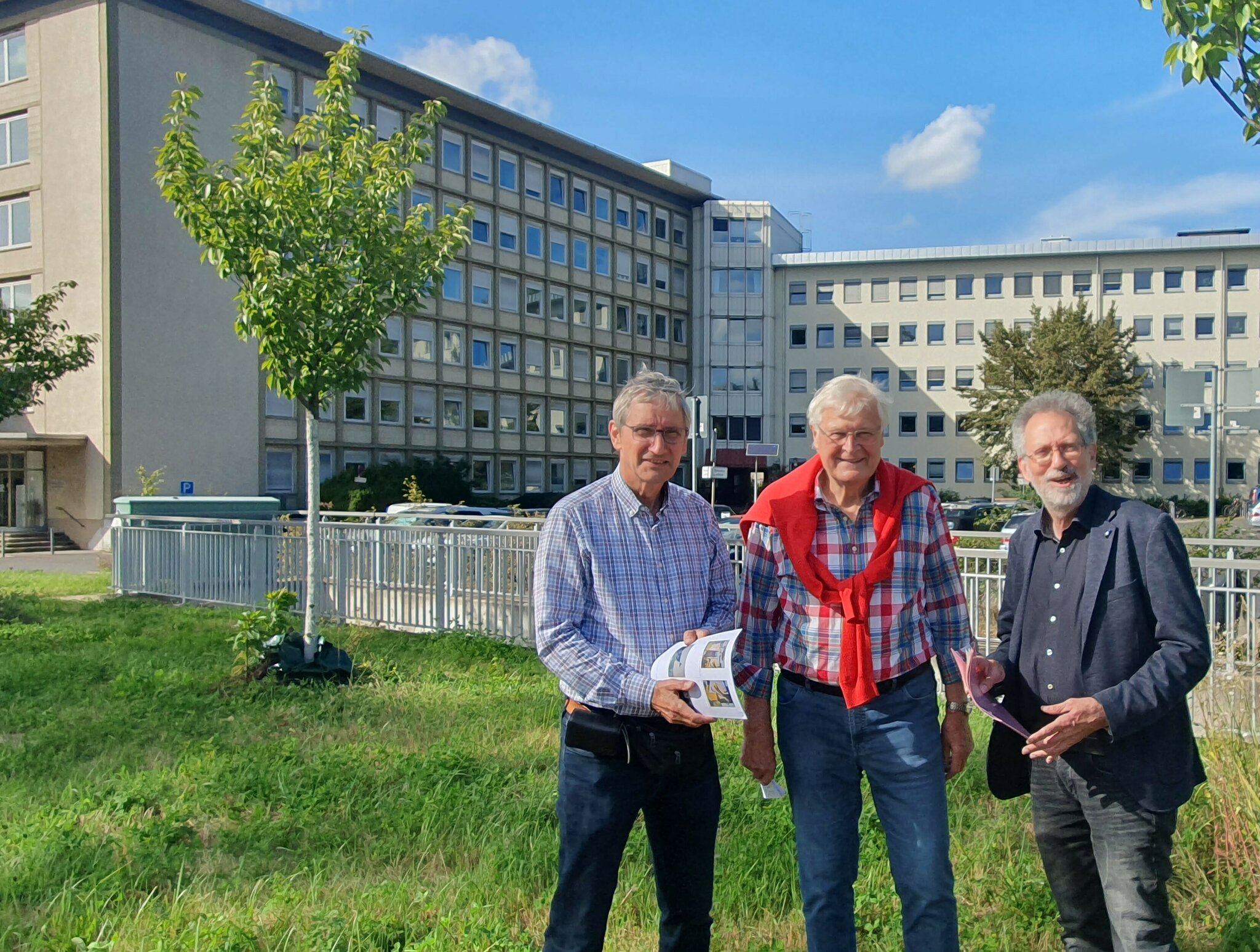 Zwei Stadthäuser sind Denkmal des Monats: Abriss oder doch Sanierung ...