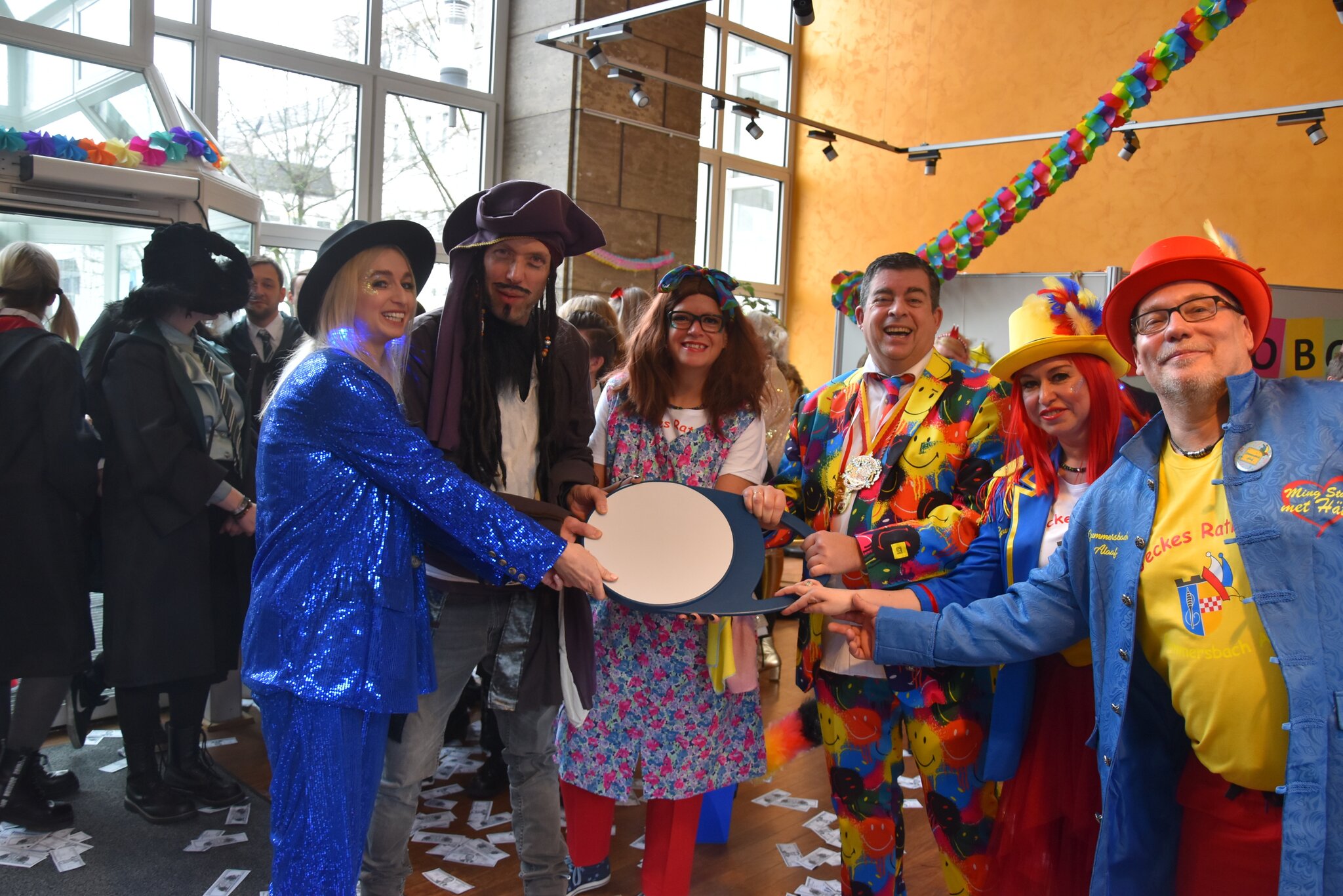 Rathaussturm Gummersbach: Helmenstein-Banknoten - Gummersbach