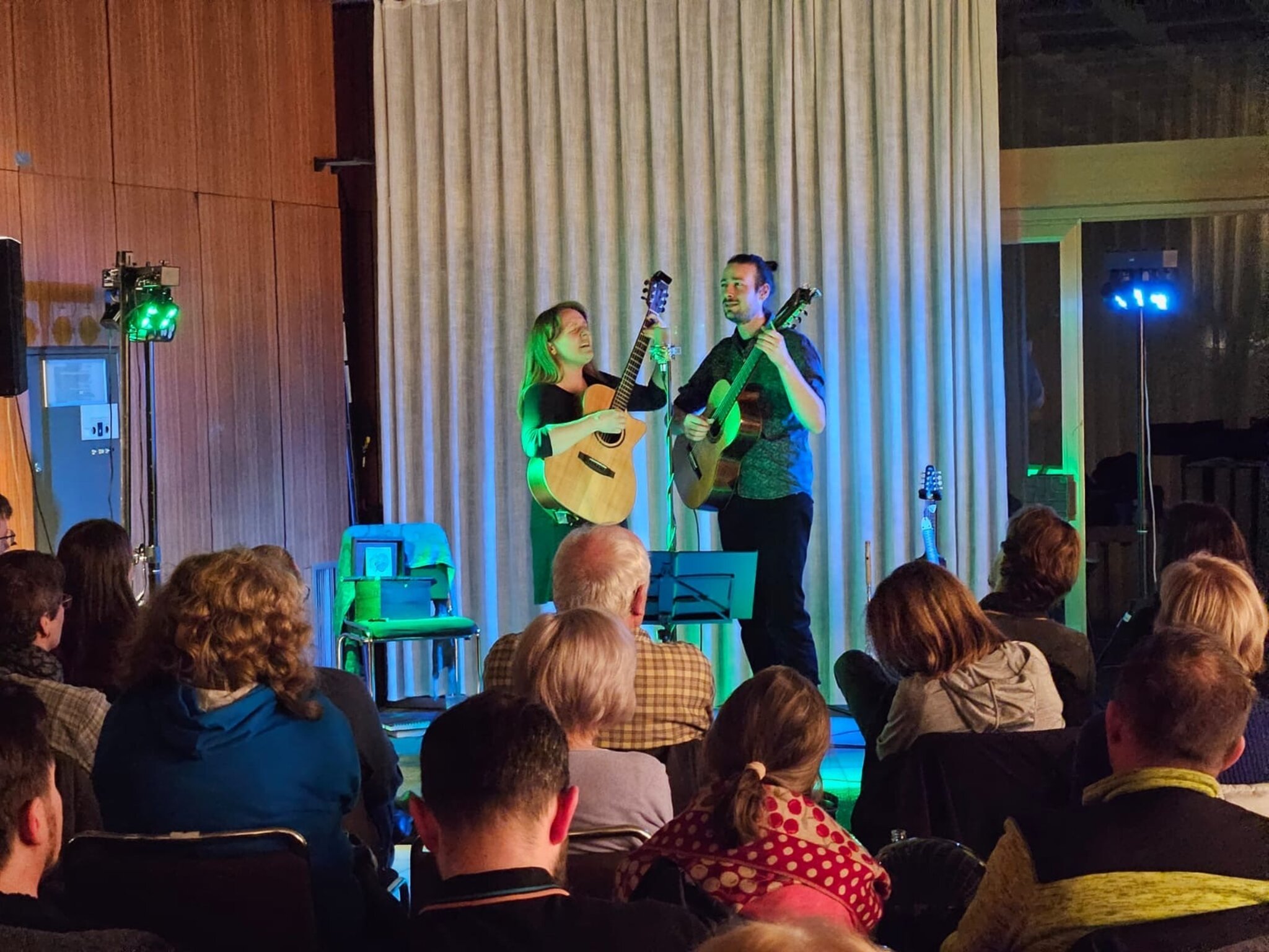 Musik im Park EXTRA: Folk-Duo Muckenpensel begeistert Publikum - Bad ...
